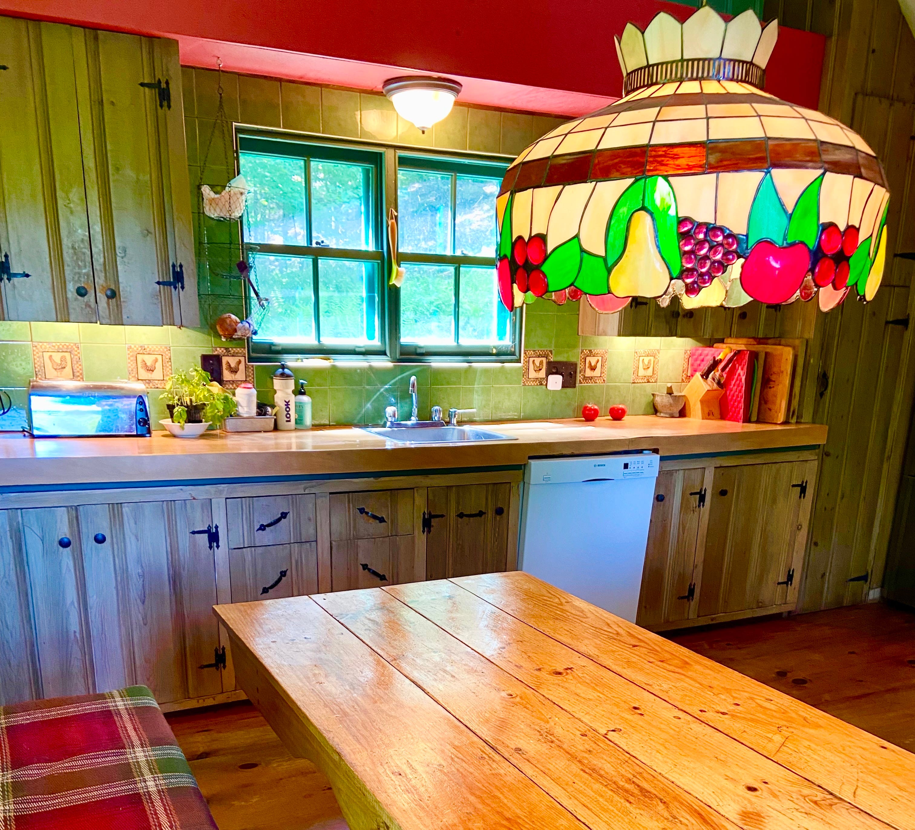 Pack your kitchen essentials - by Lesley Chesterman