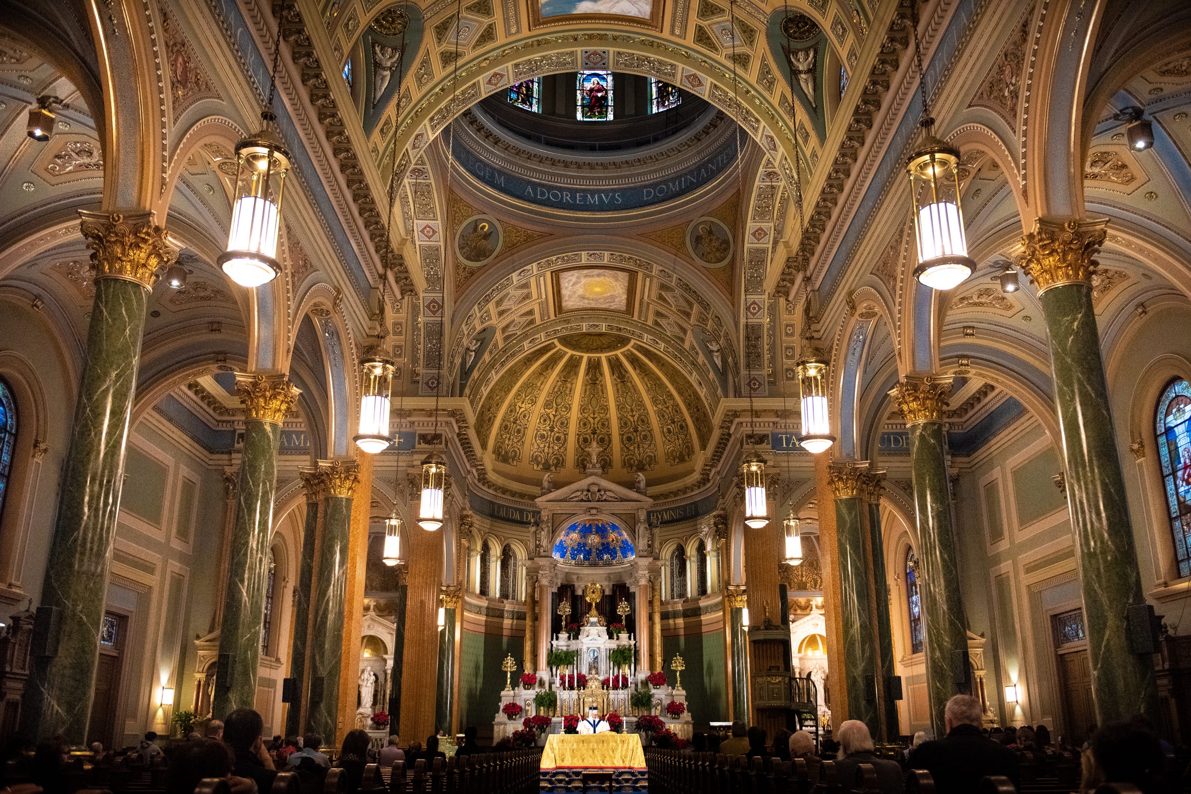 The Spiritual Heart of the City: A Tour of Manhattan's 10 Most Stunning ...