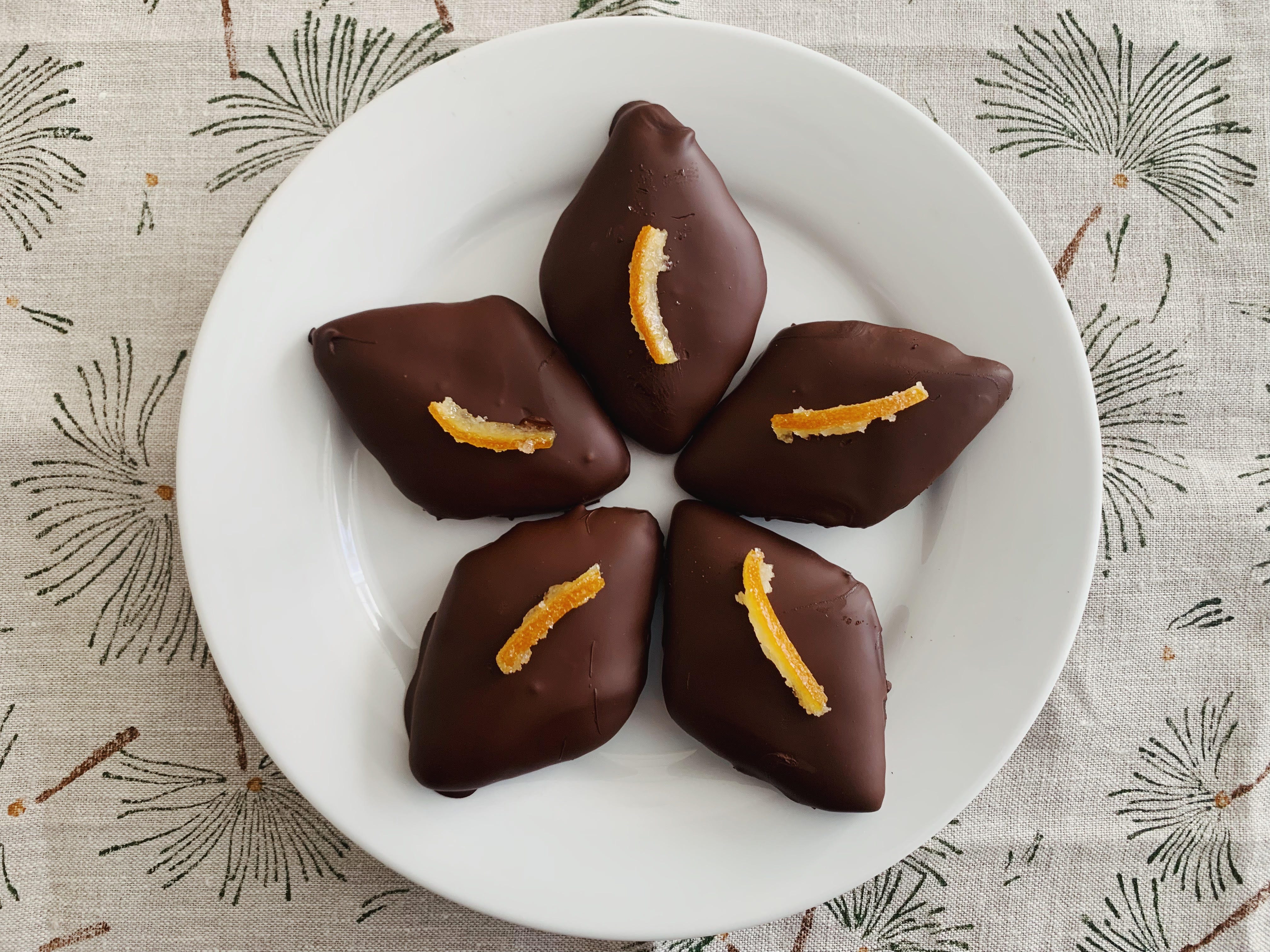 Mostaccioli: Spiced Christmas Cookies