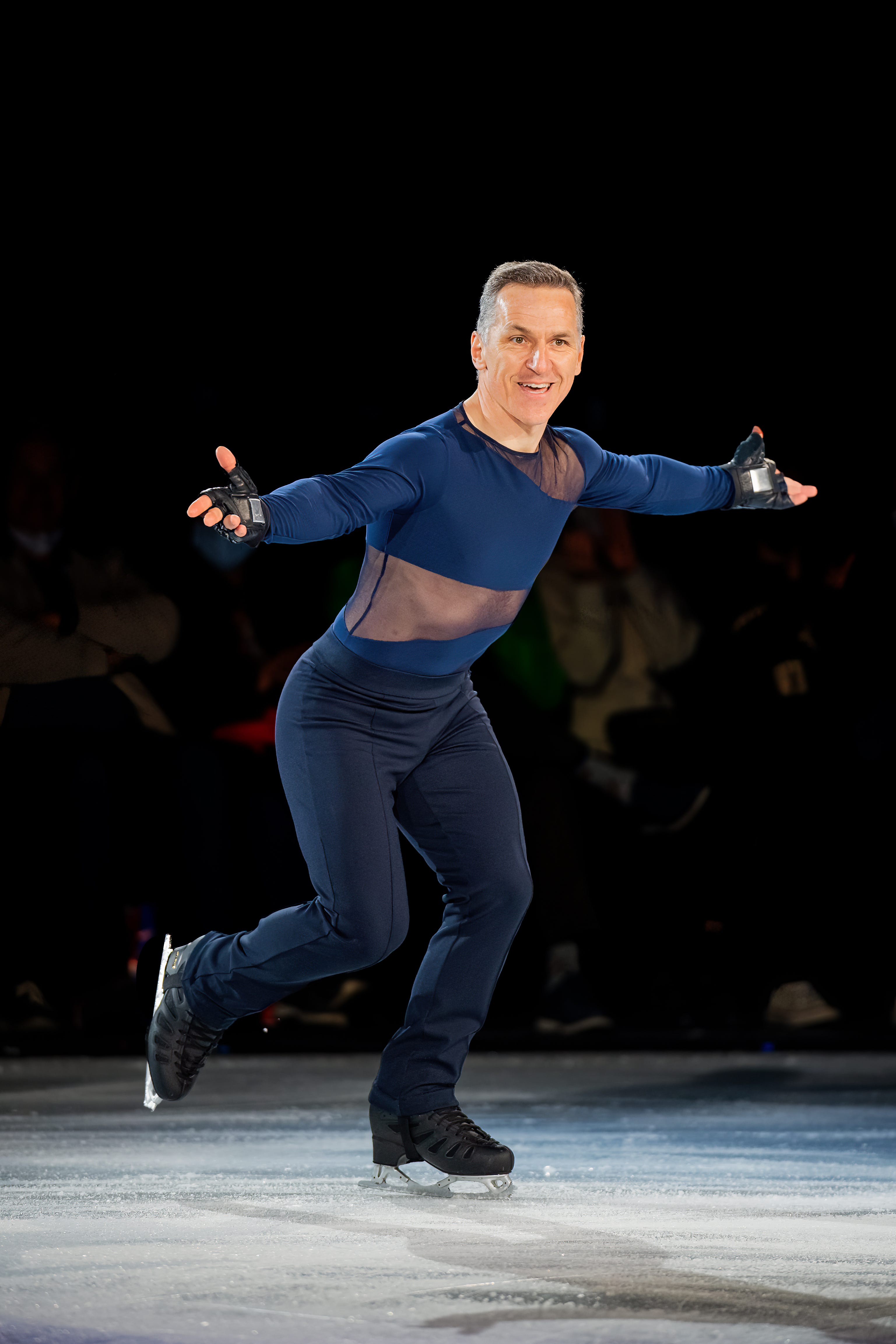 Elvis Stojko Hosting Special Stars on Ice Holiday Event
