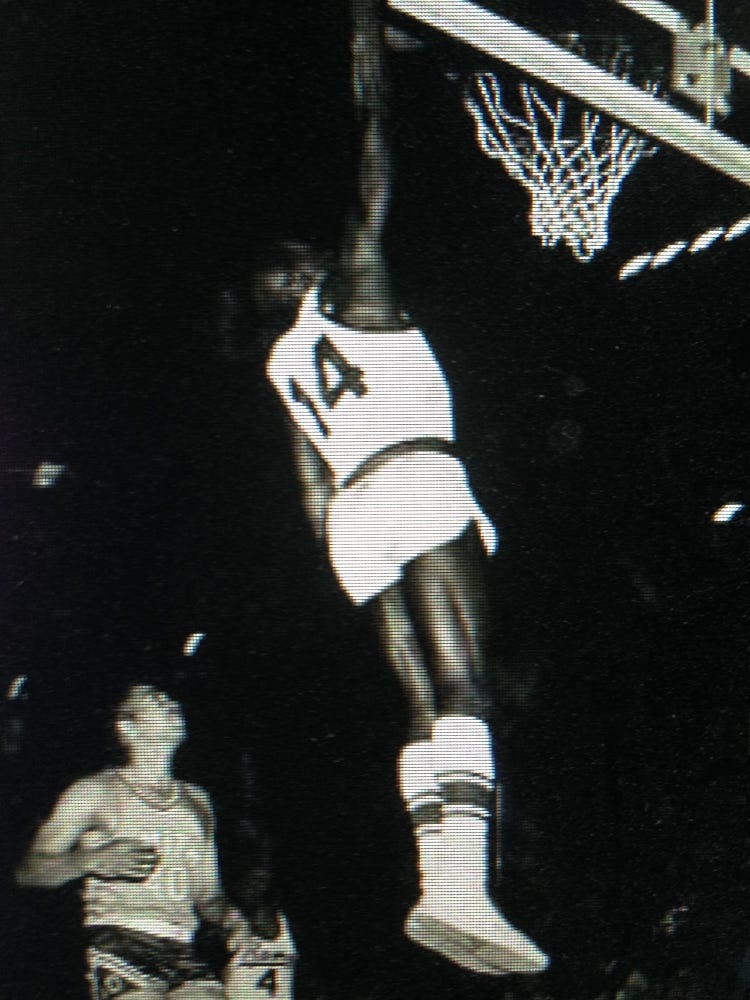 Who Are the All-Time Greatest Slam-Dunk Artists? 1977