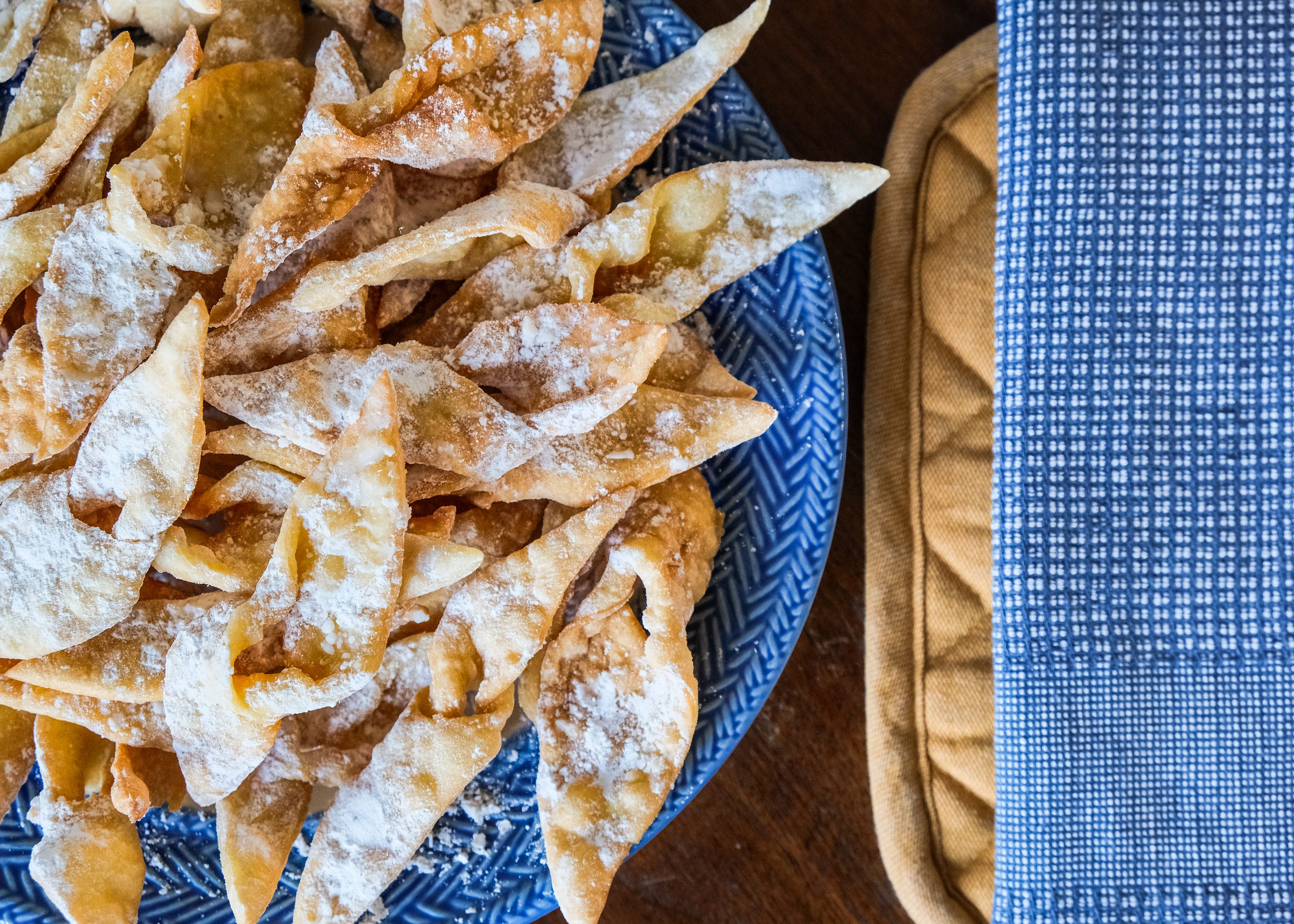 Khrustyky - delicious Ukrainian pastries recipe