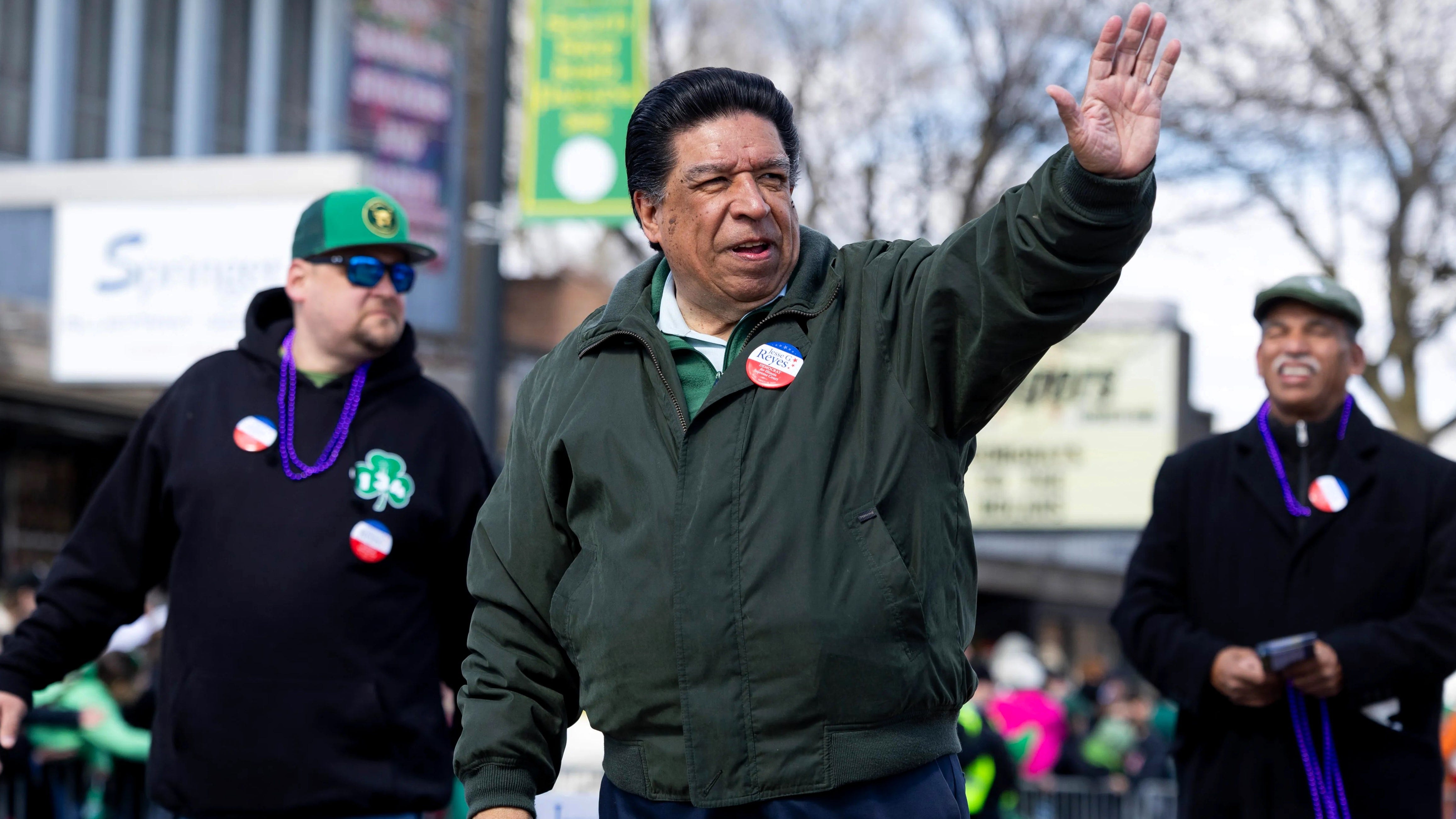 THE ILLINOIZE: Monday Free for All...Candidates scramble for votes the ...