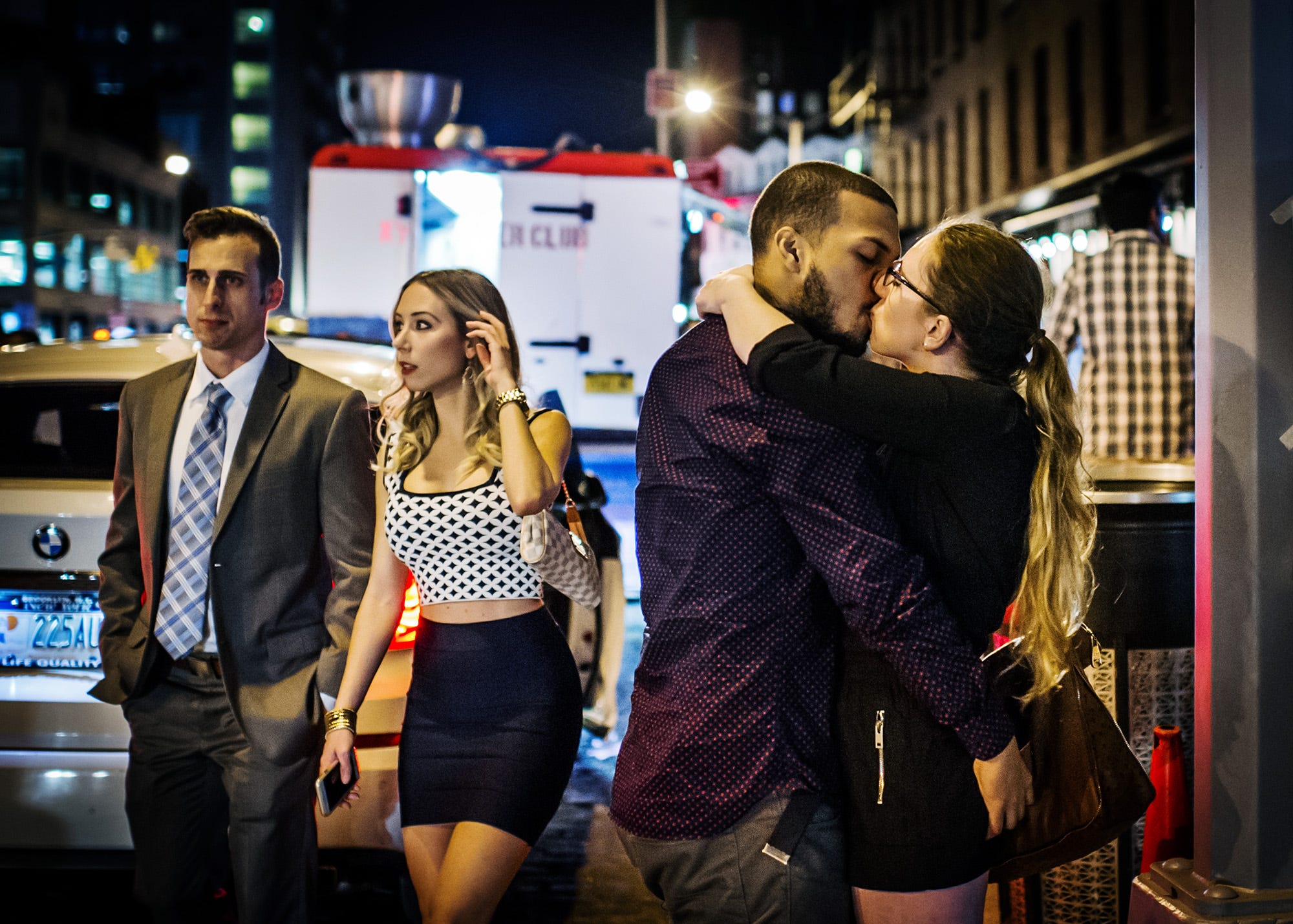 Introvert's Guide to Street Photography — Photographing Strangers