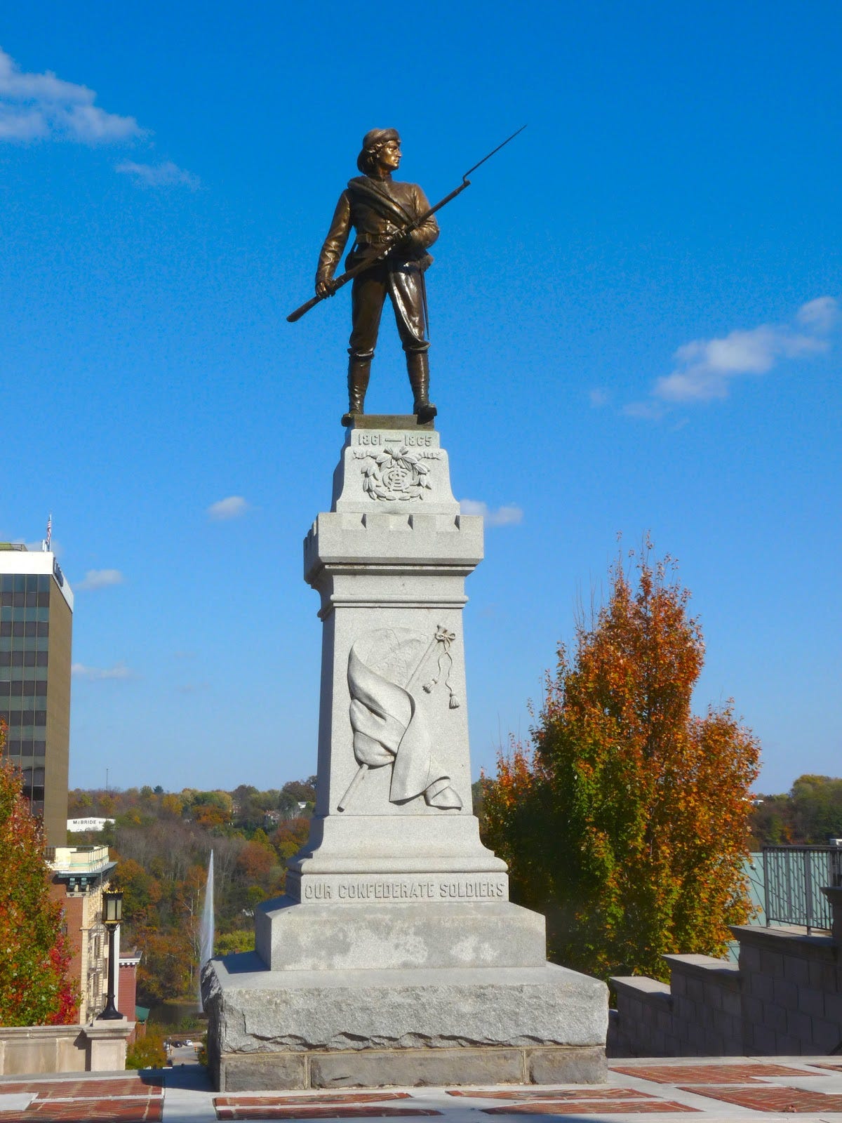 Day 9: The History of Lynchburg's Confederate Monument