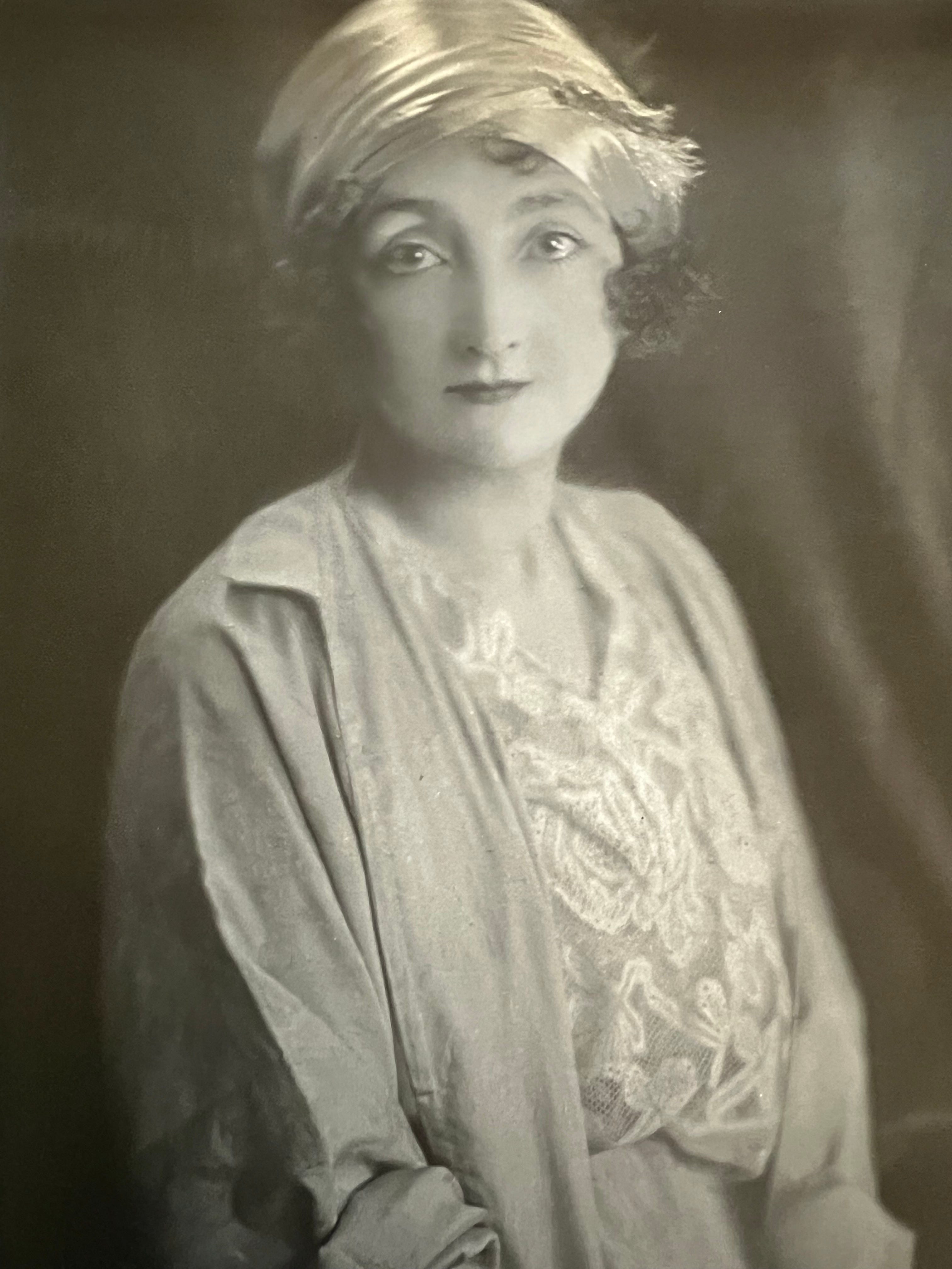 Norah Lindsay - Part 1 - Jewels of the Garden