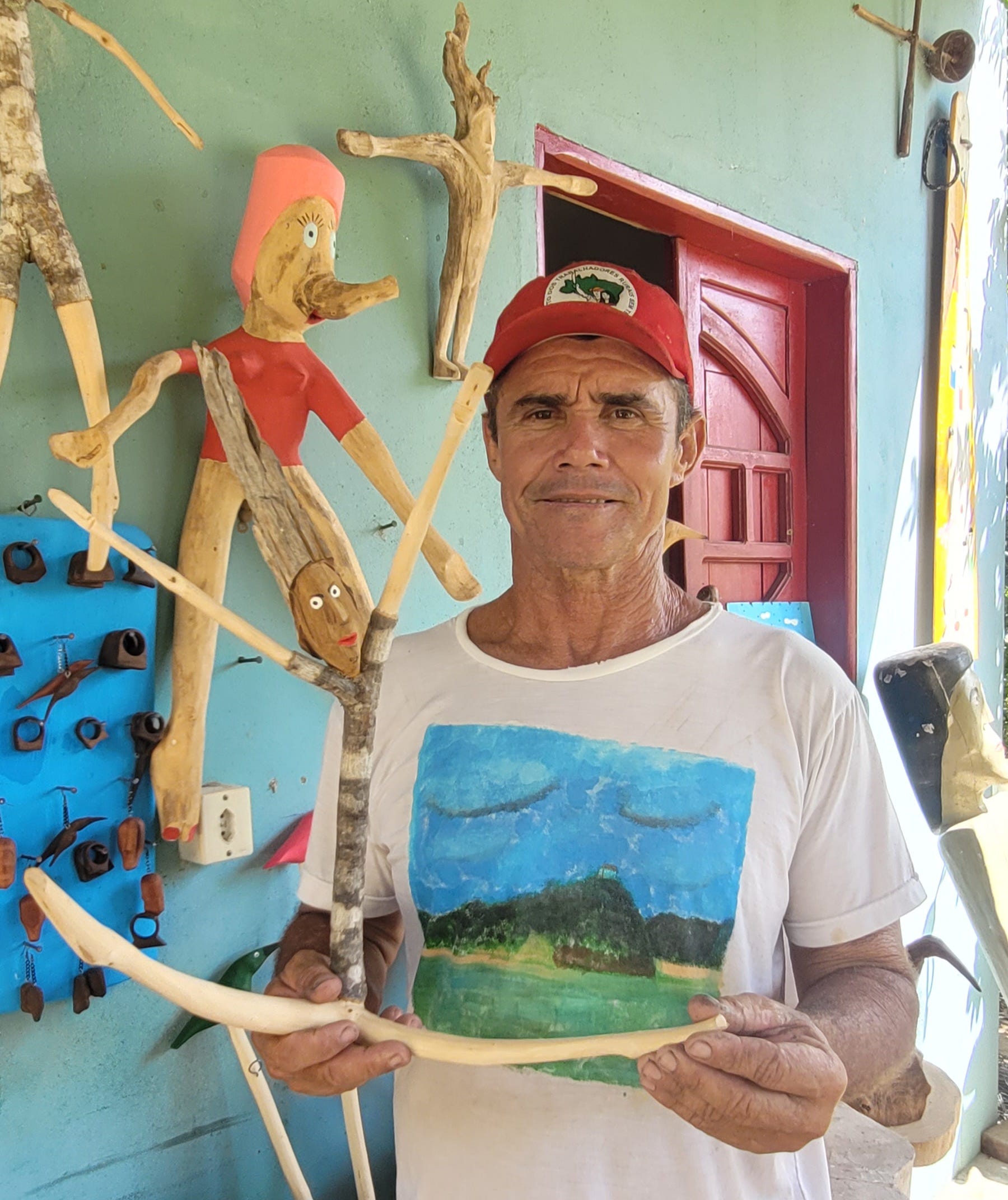 Petrônio, o artesão que enxerga arte na natureza