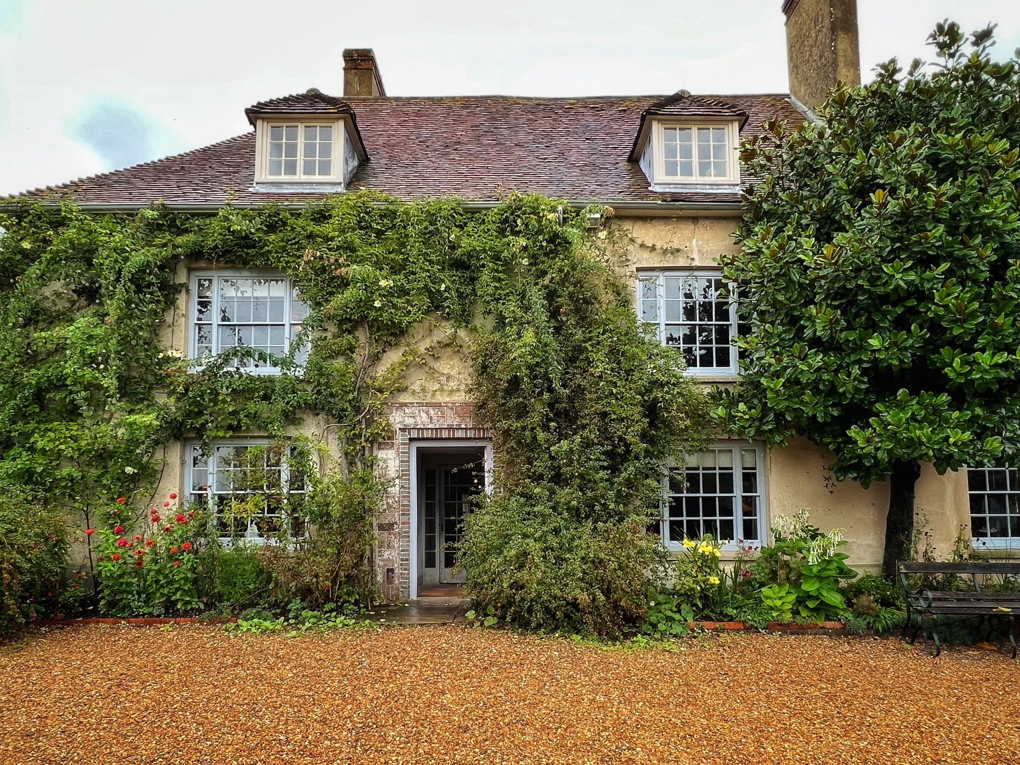 Bloomsbury Pilgrimage: Monk's House + Charleston - In Hand