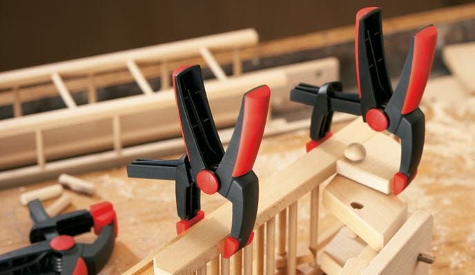 Riker Specimen Mount – Cool Tools