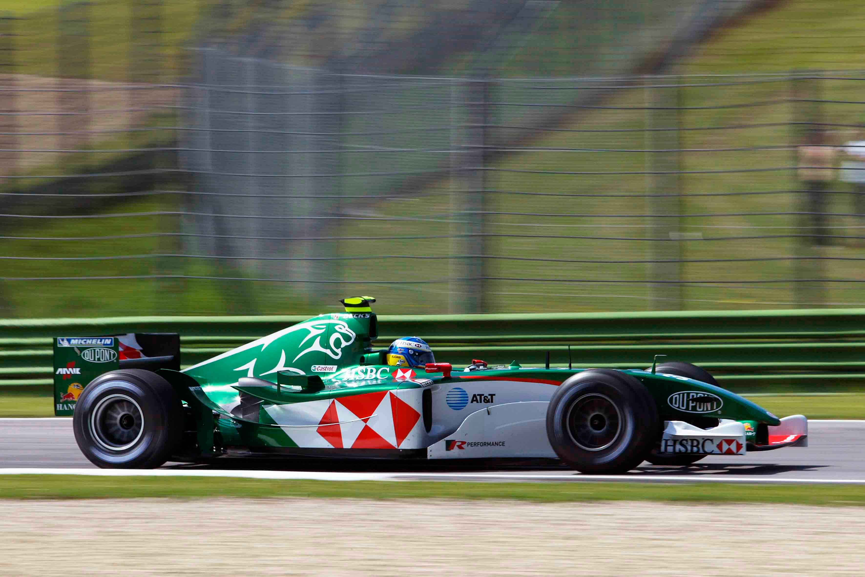 Har Ferrari 30 ekstra hk til Magnussen? - by Peter Nygaard