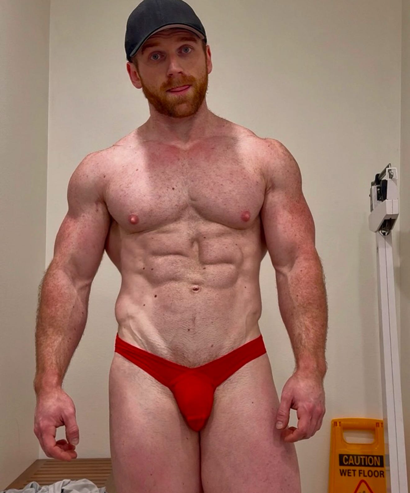 Beef in Red - by Luca - The Bulge