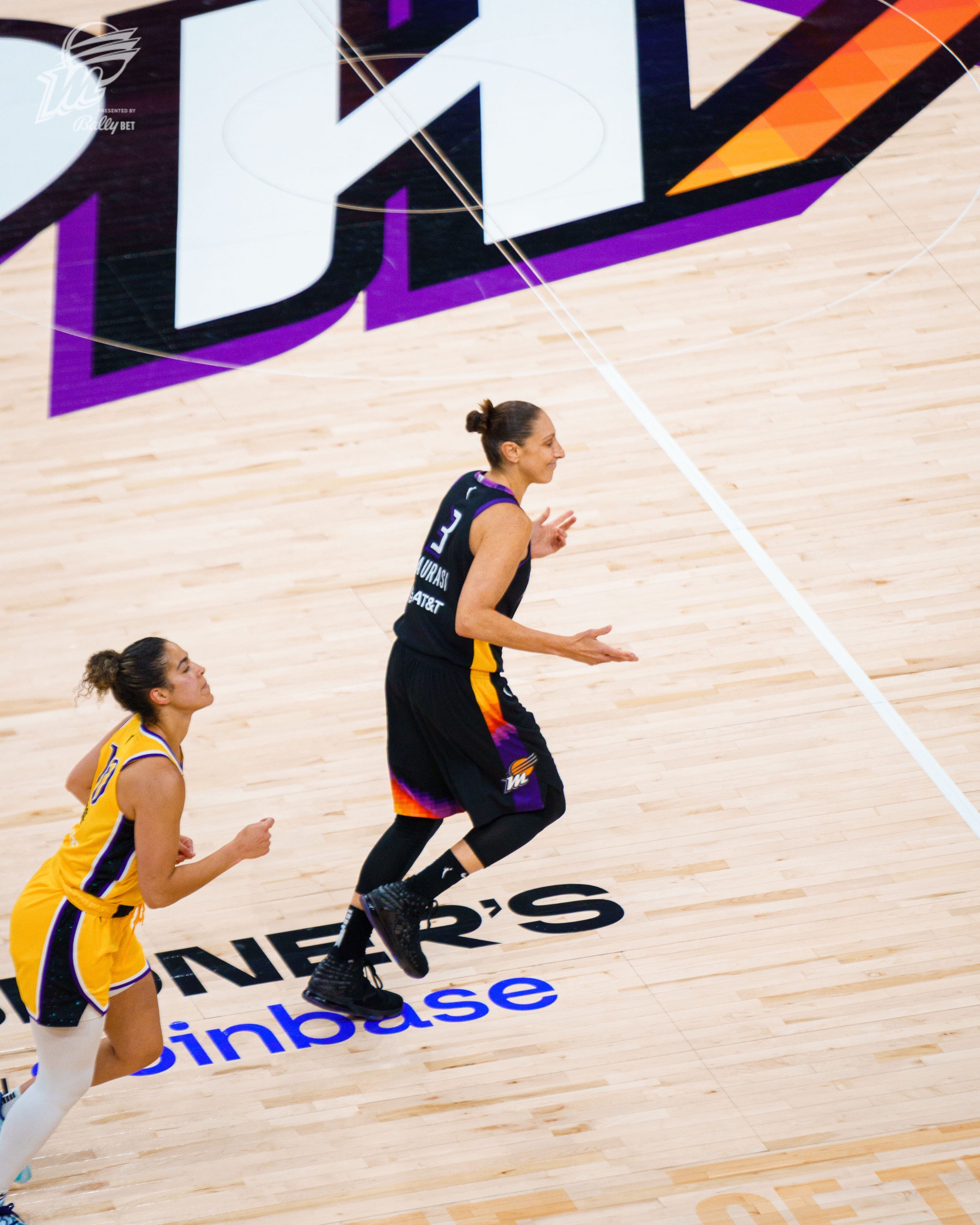 Diana Taurasi 31-point game overshadows LA star Dearica Hamby, rookies ...