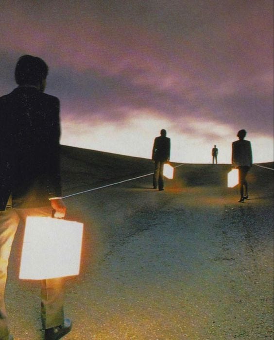 Fraude y spam en Dubai - by Aaron Marco - Nada Respetable