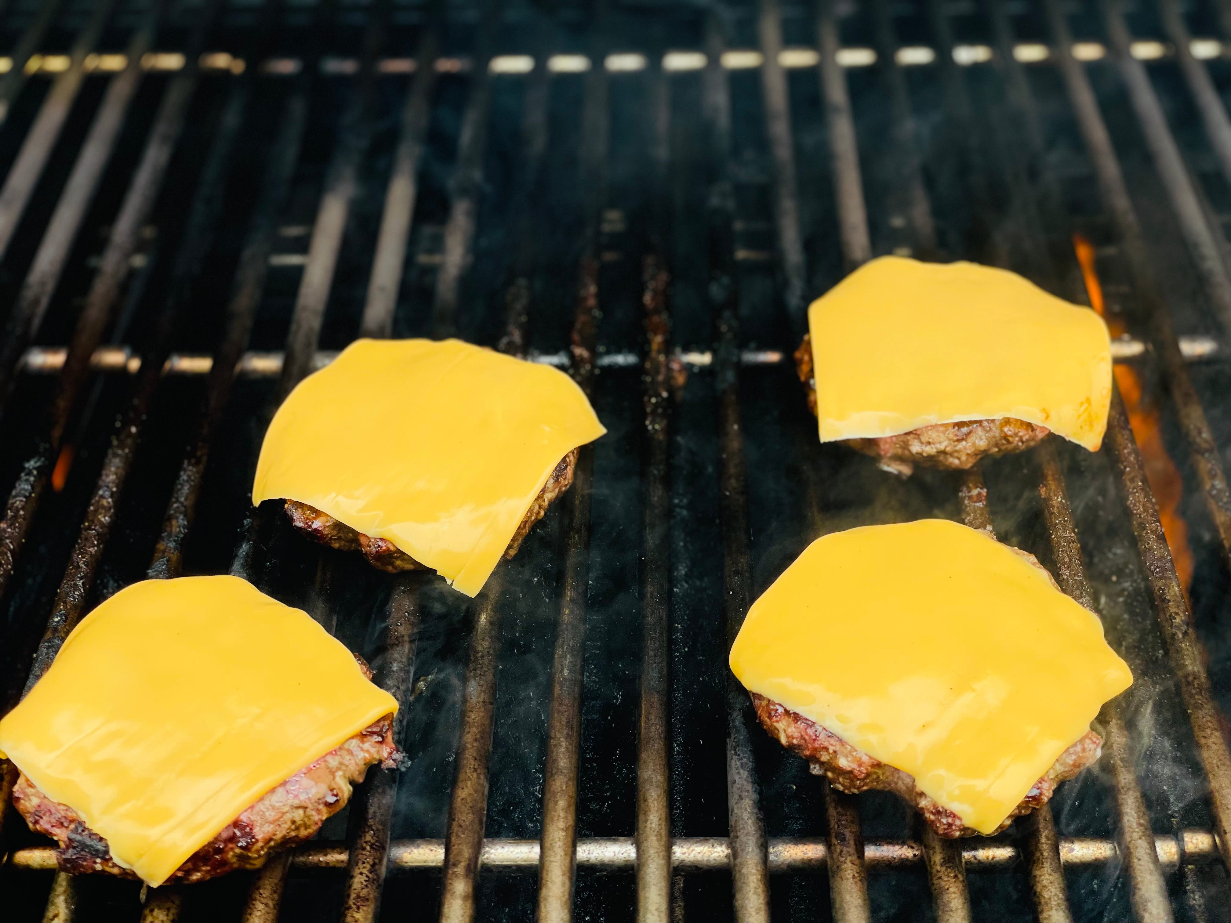 THE SECRET TO MAKING A SHAKE SHACK BURGER AT HOME