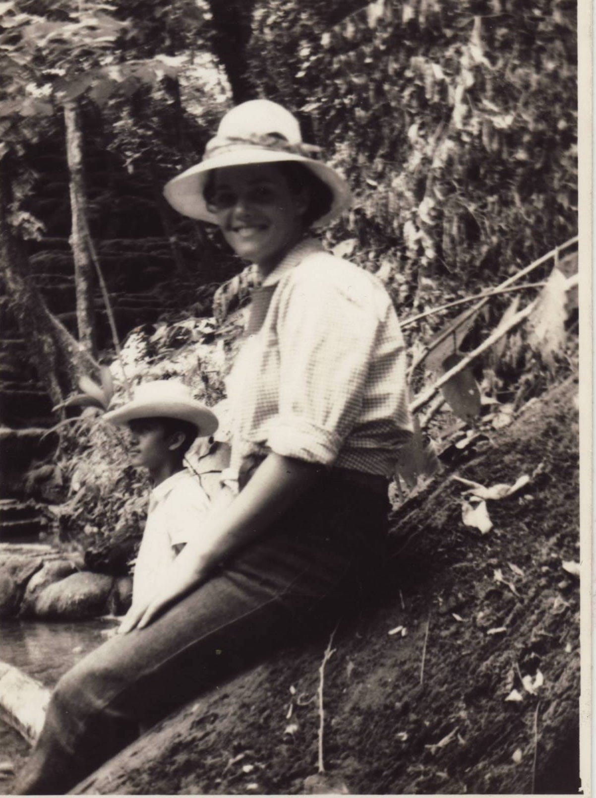 Mexican mole extra - Elisabeth Luard's Cookstory