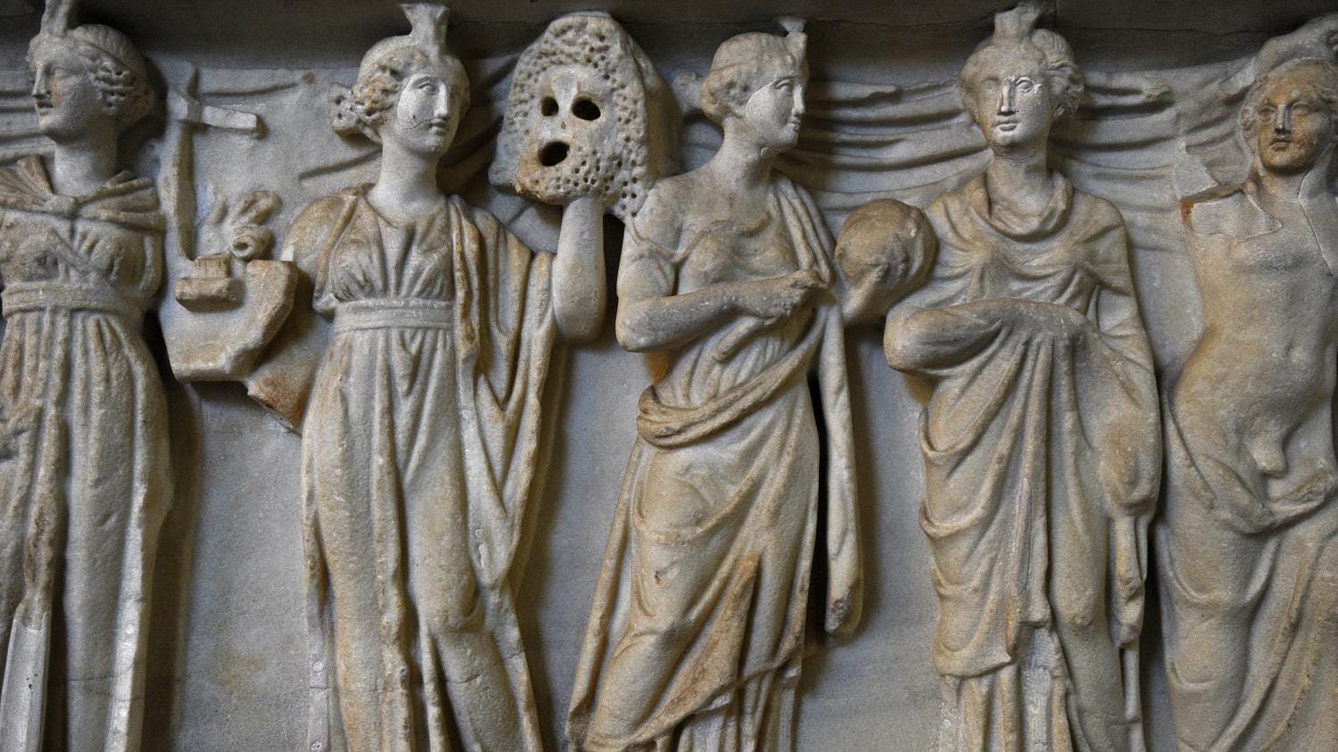 THE PUPPETRY OF THE FAKE MUSES