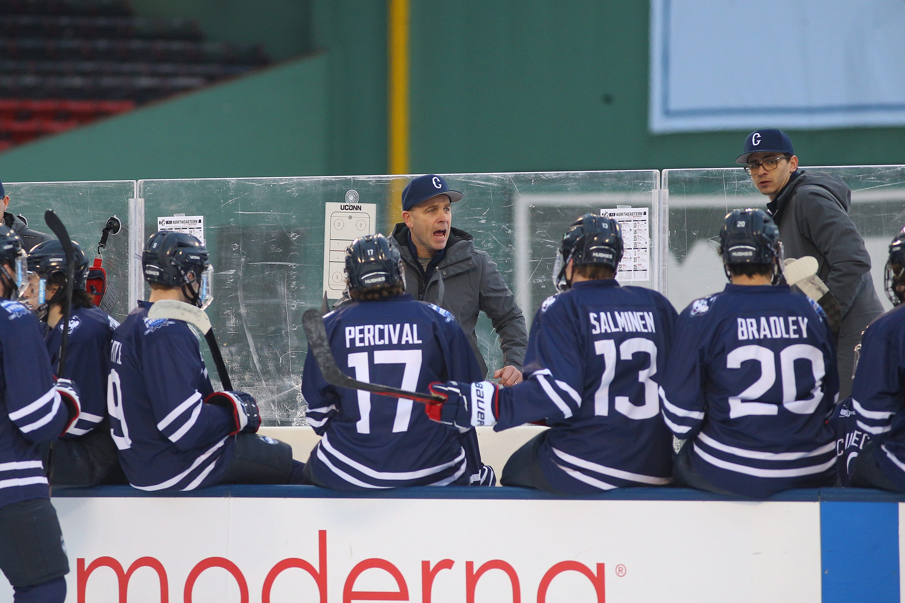 The Forecheck: The story behind UConn's 'Hook C' jerseys