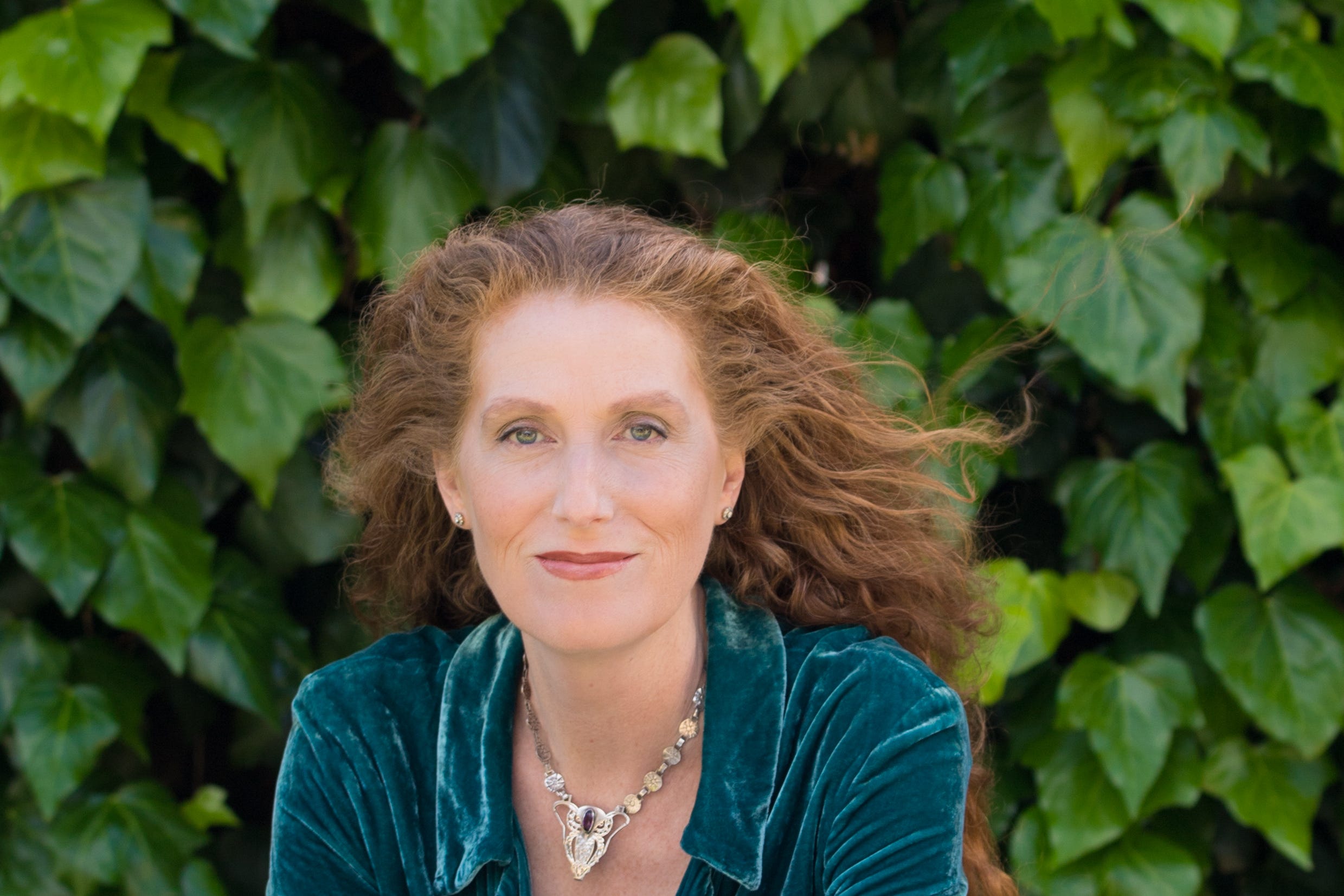 📚 🚶LIVE NOW: On Our Reading Radar with Catherine Chidgey - Australia ...