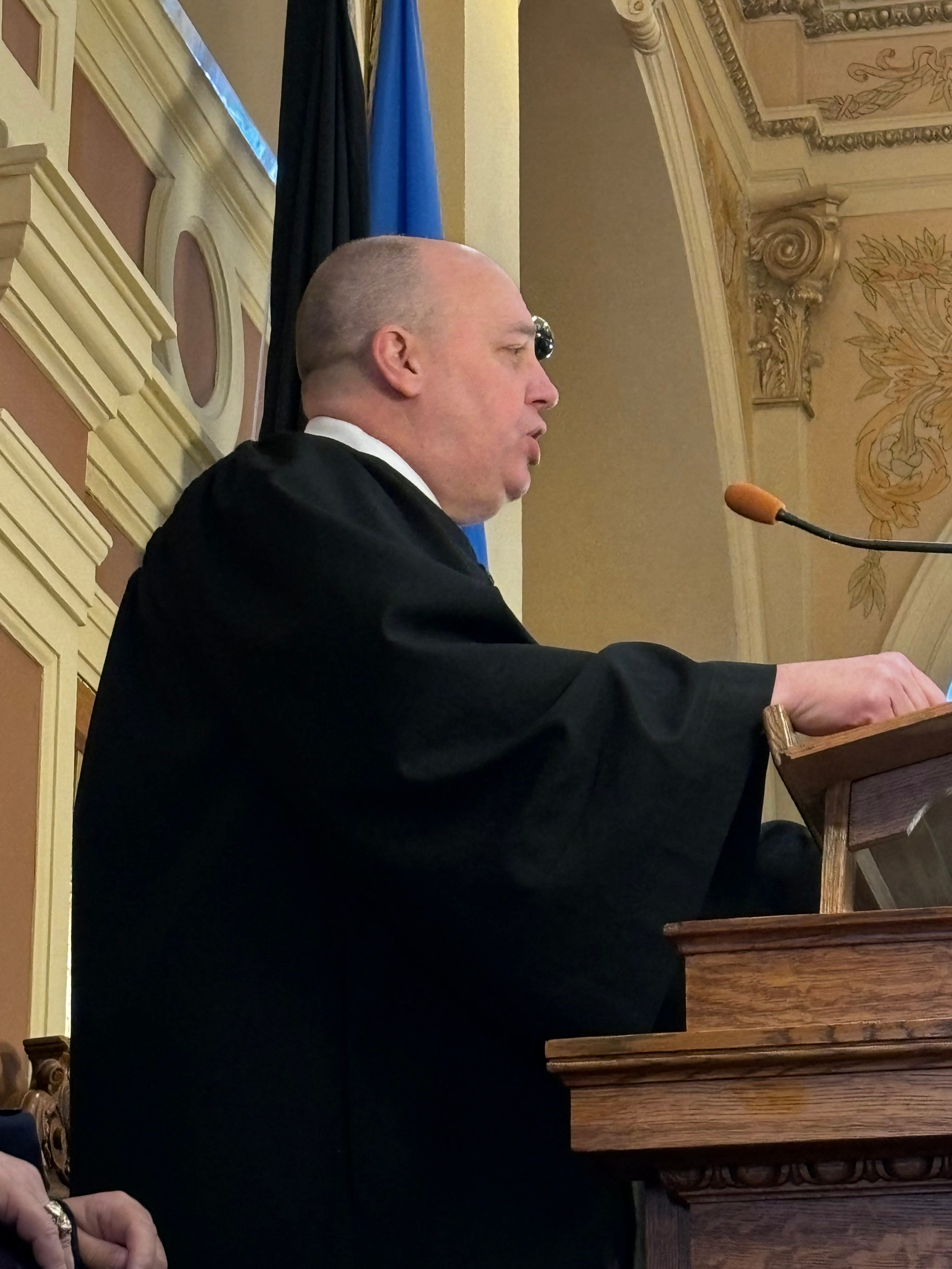 Chief justice makes case for statewide public defender's office