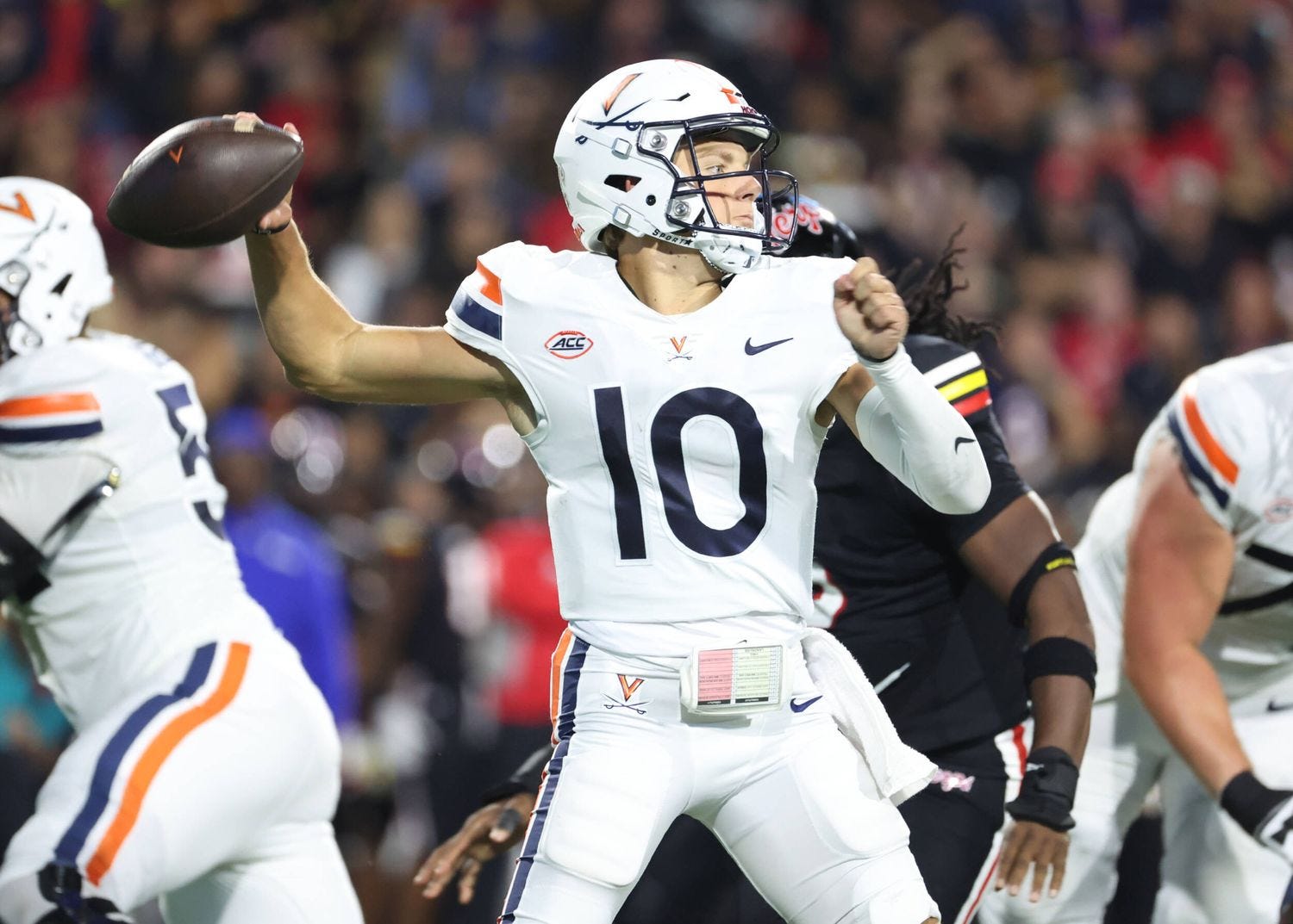 Texas names Quinn Ewers starting QB vs. TCU