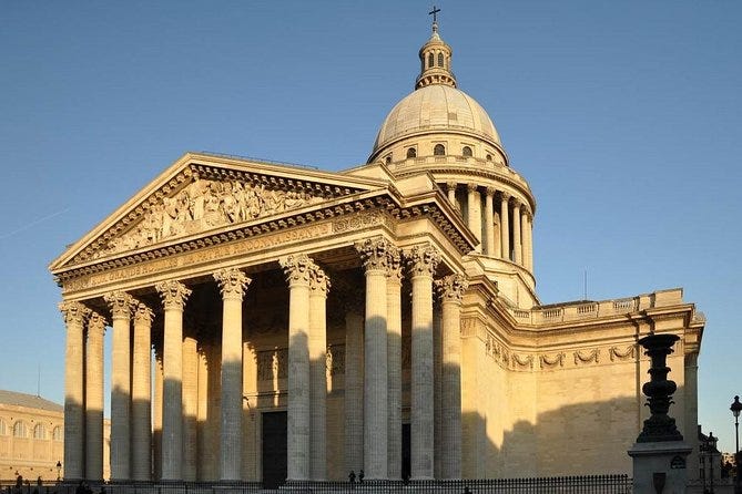 What are 5 interesting facts about Paris?