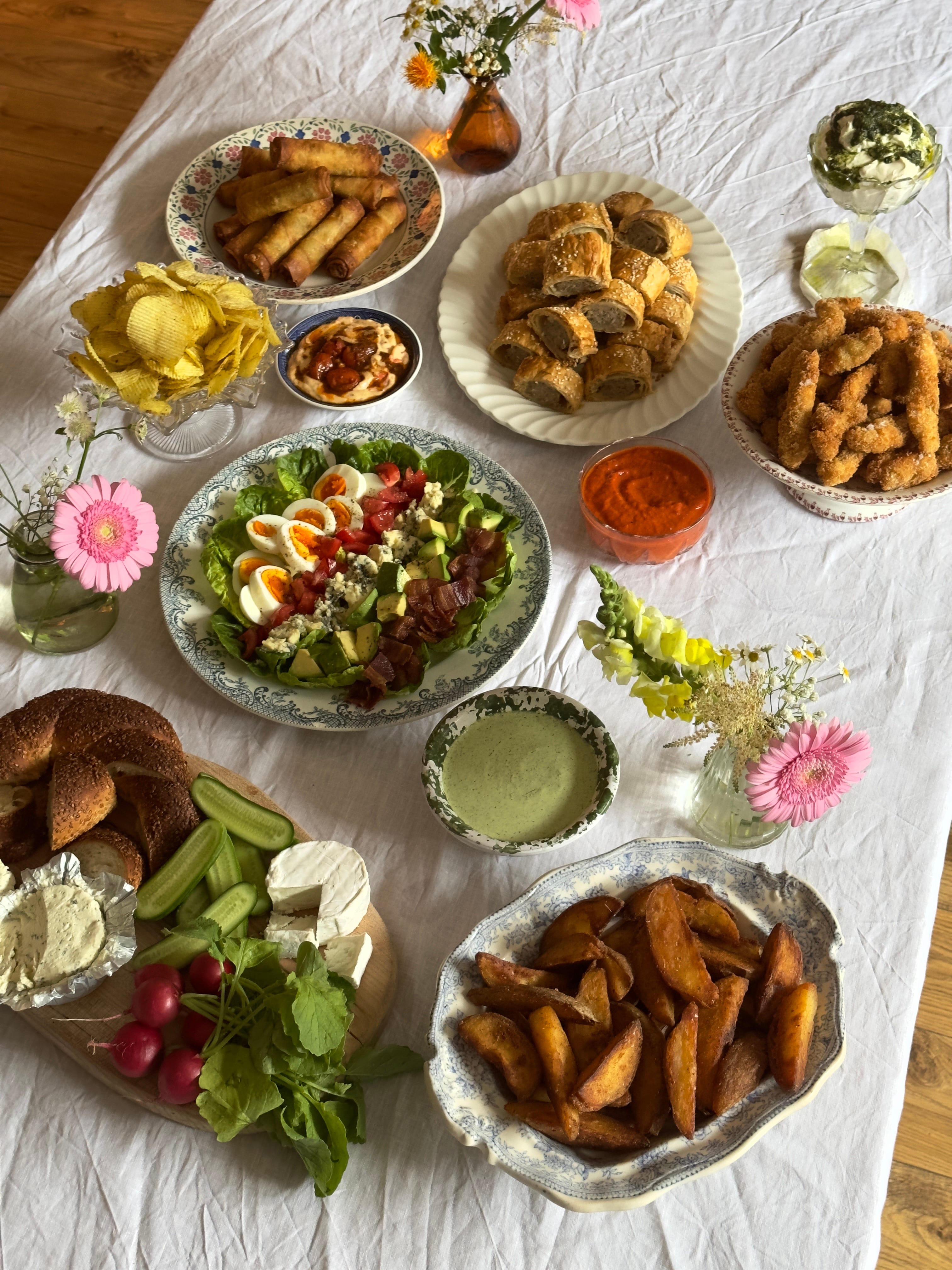 THE ONE THAT'S PICKY TEA - by Rosie Mackean