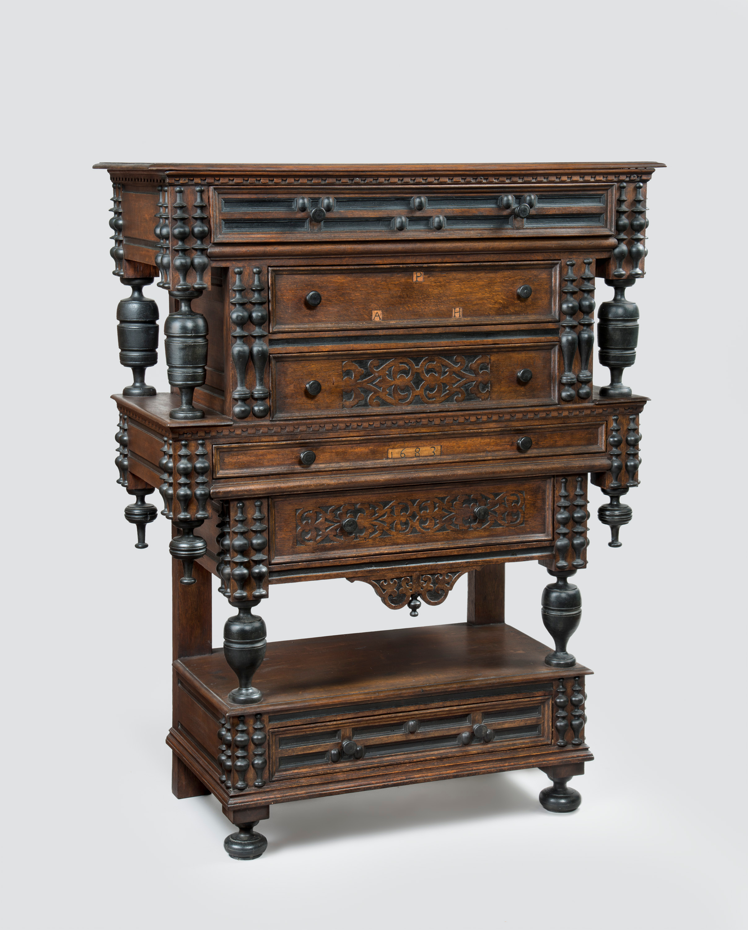 other 17th century cupboards - by Peter Follansbee