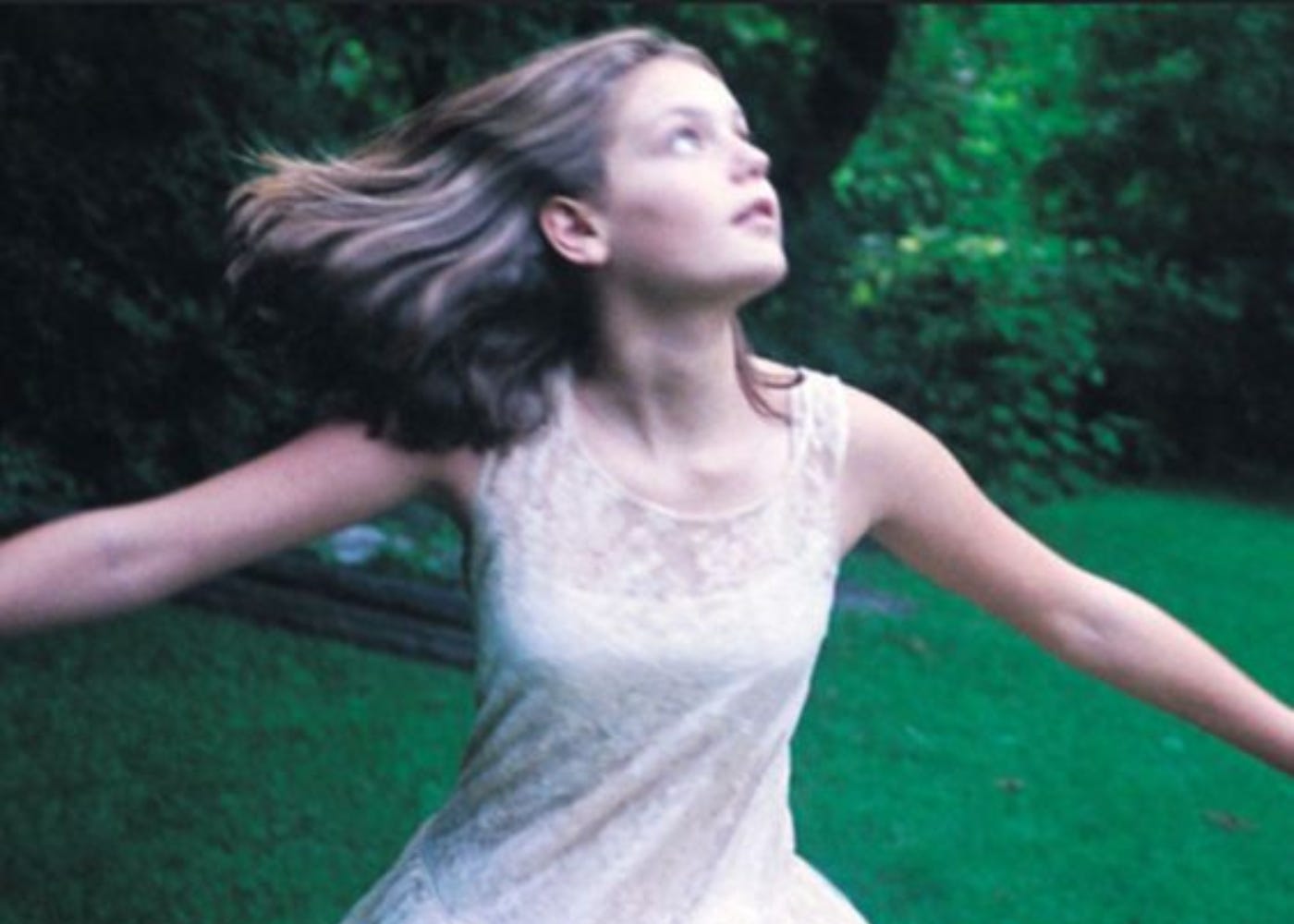 SIGNS THAT YOU'RE BEING HAUNTED BY THE GHOST OF AN ANGSTY, TEENAGE GIRL