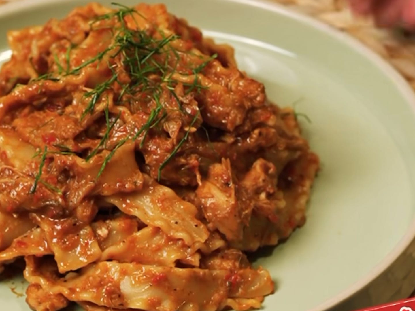 Chef Azfar puts his TWIST on Mom's Rendang Chicken Recipe!