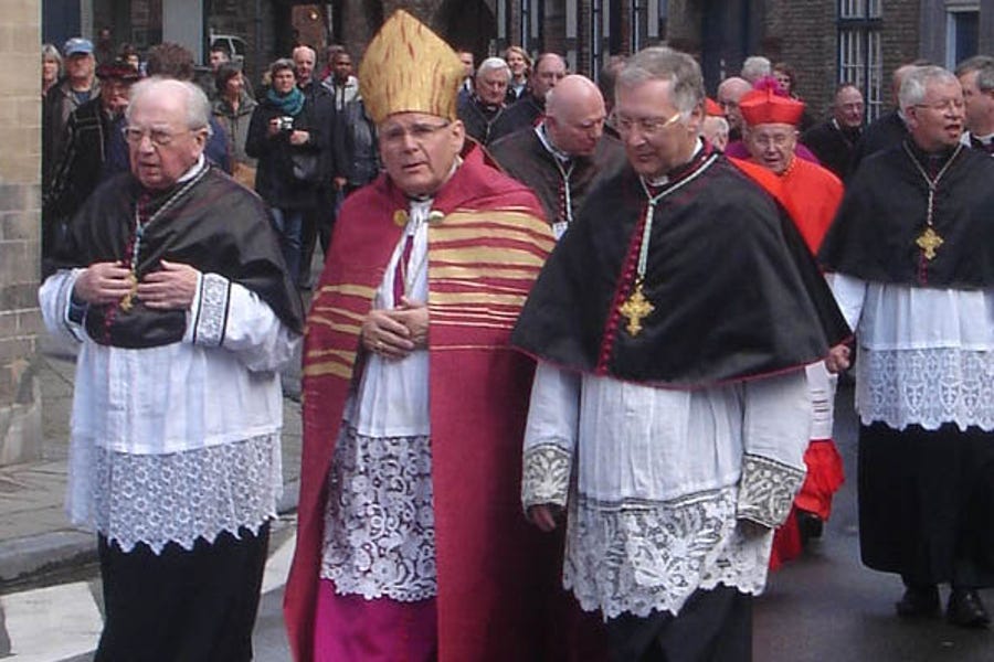 Belgian bishop laicized 14 years after admitting abuse