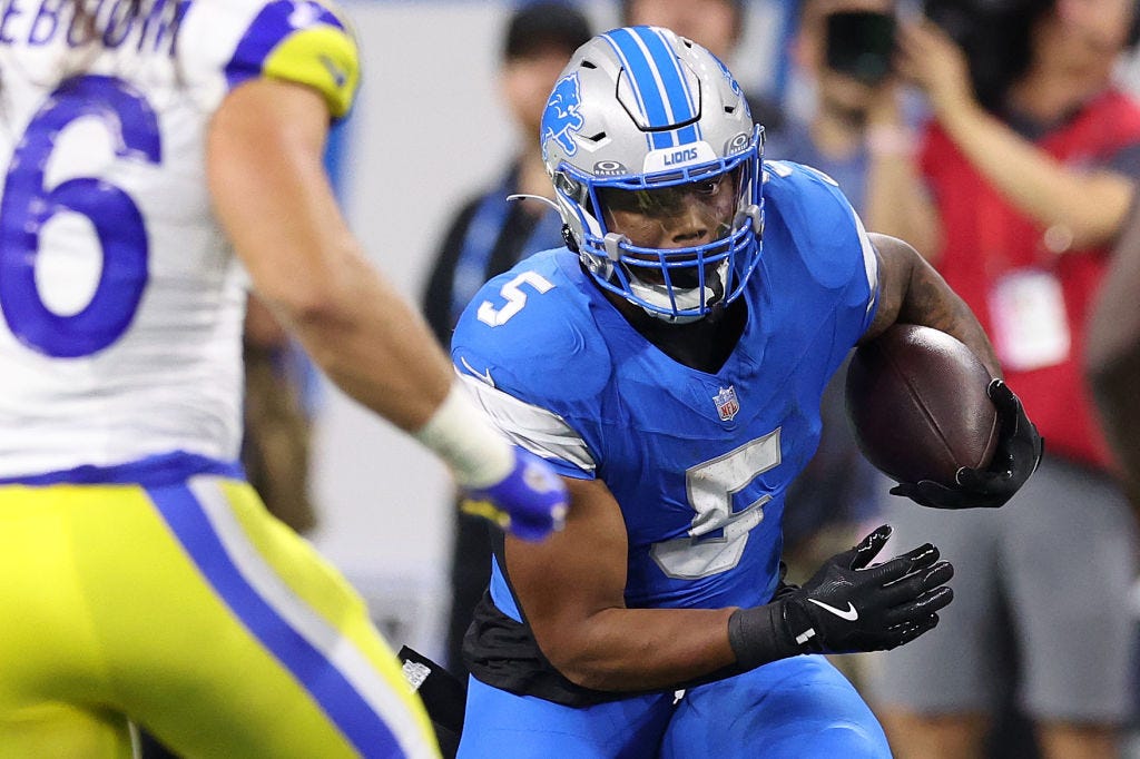 Lions fend off Rams' second-half rally behind late Bates field goal ...