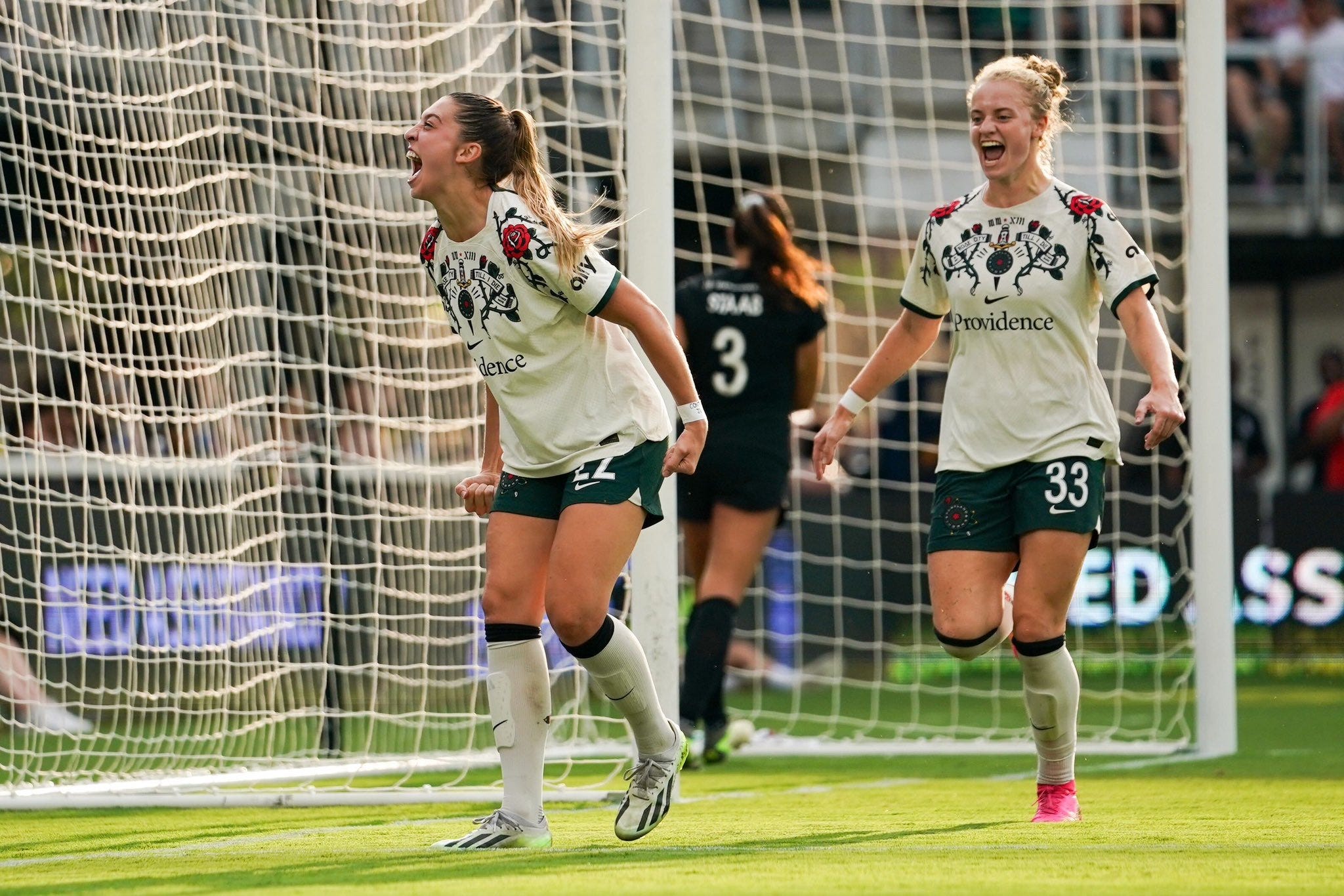 Match Preview: Portland Thorns v Racing Louisville