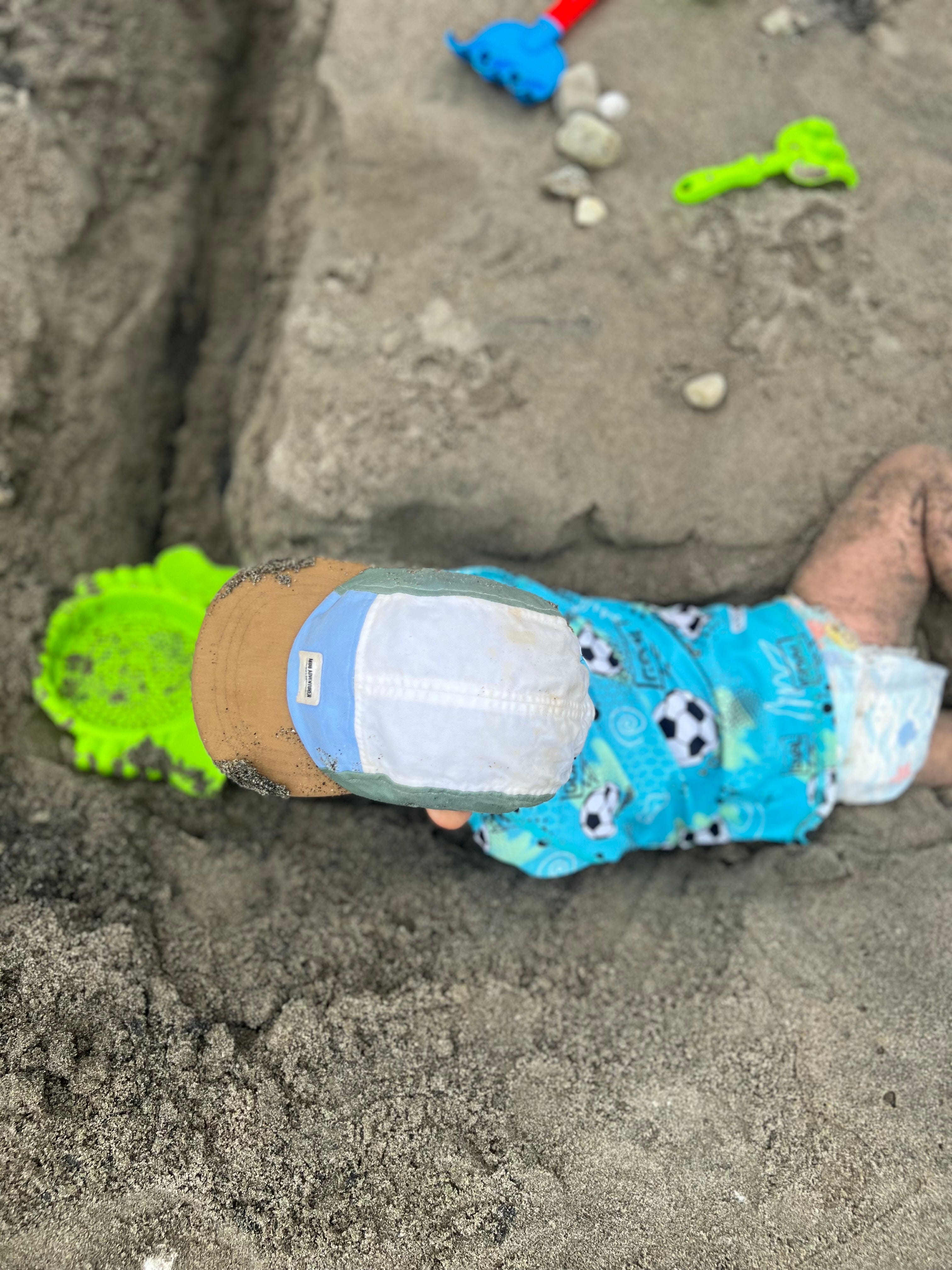 De la arena y los hijos - by Andre Cáceres - Lo que cuenta