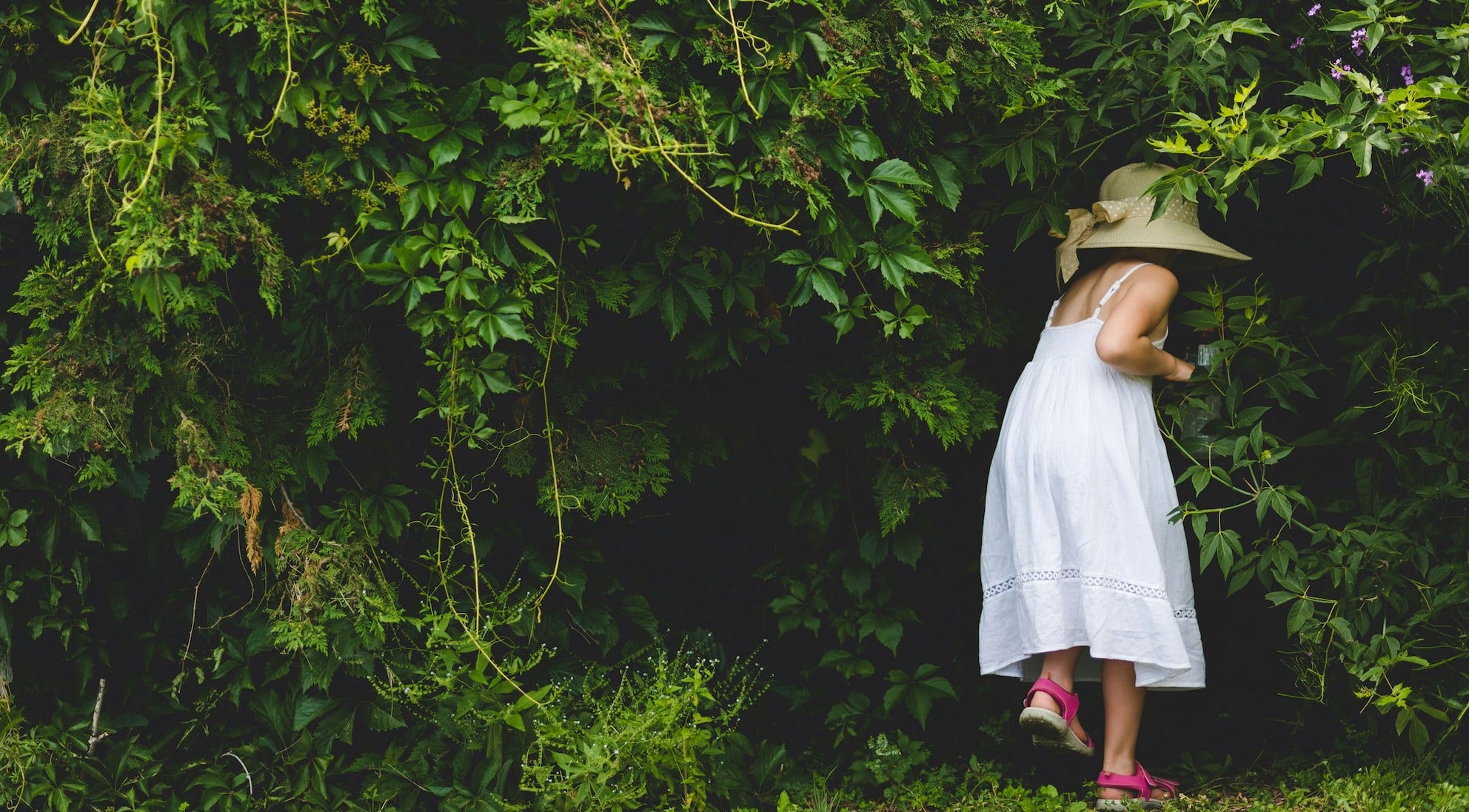 Experience as a Synchronous Event - by Veronika Bond