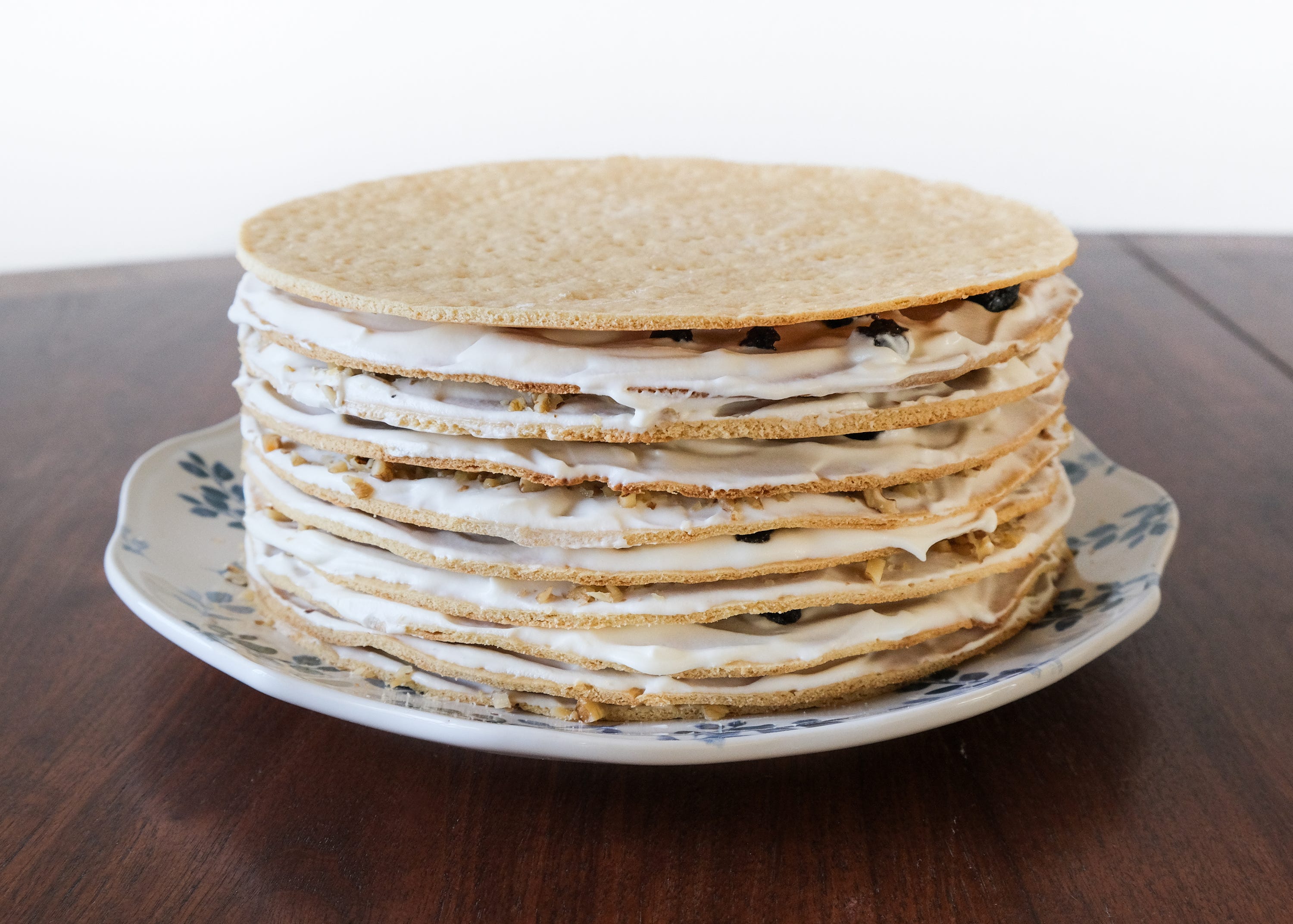Medovyk – delicious Ukrainian honey cake recipe