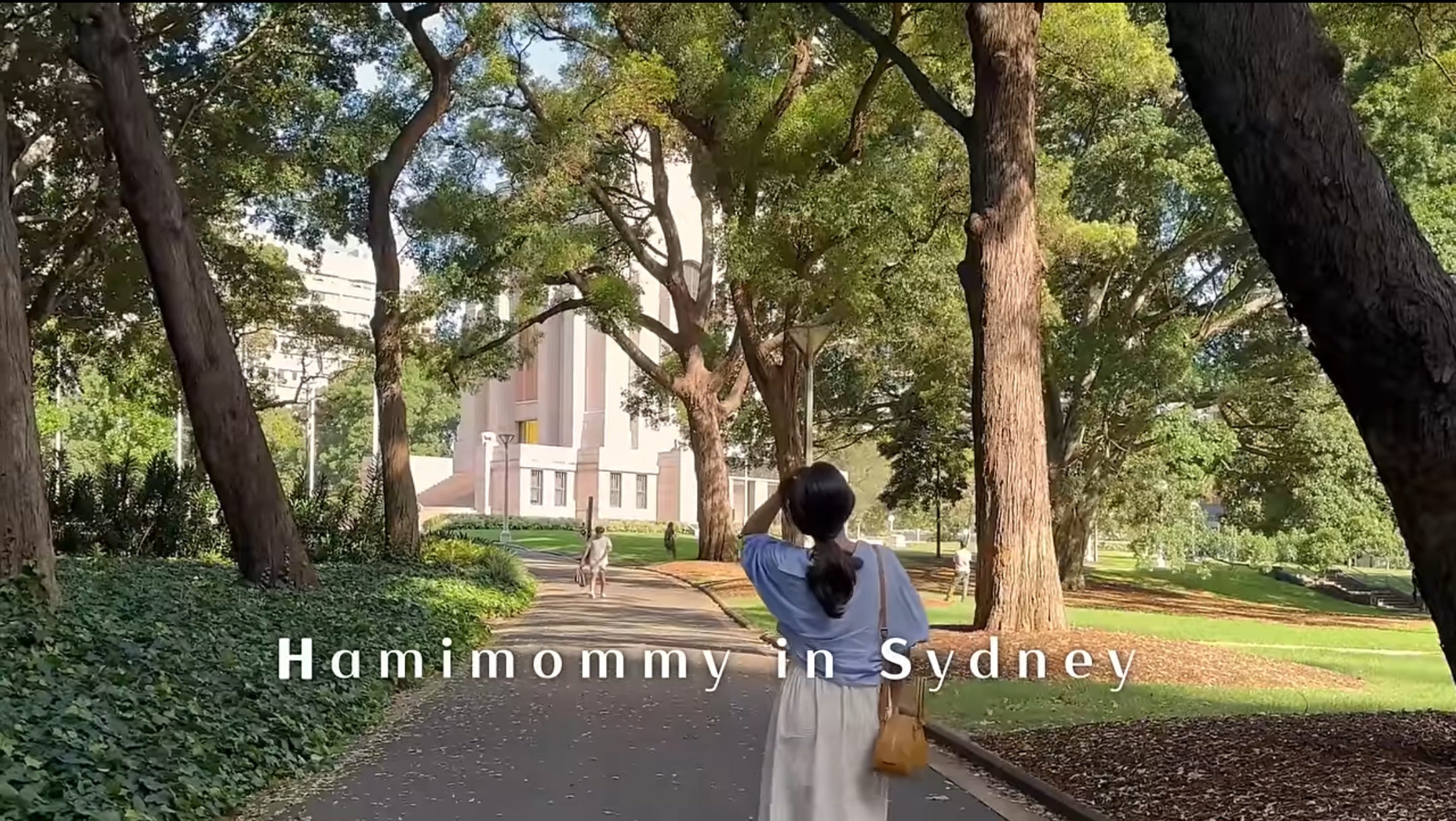 Học cách làm video từ vlog nội trợ - by Chloe