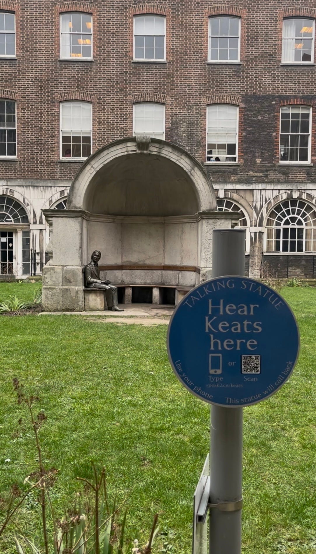 Five... historic London benches - by Lydia Manch