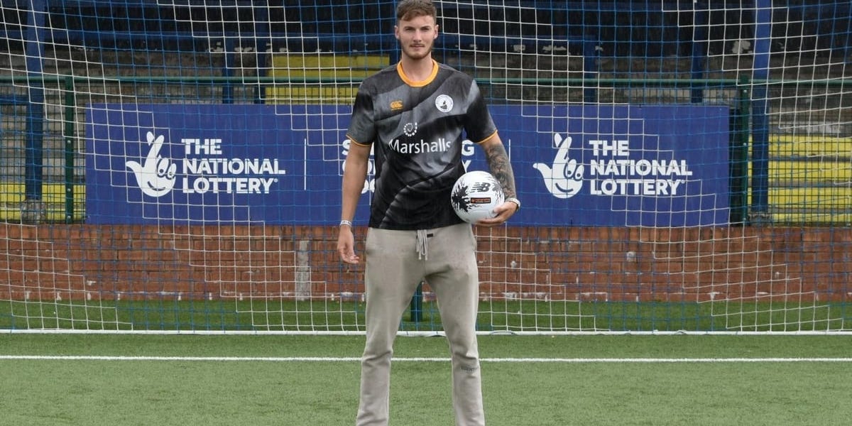 The view on Max Dearnley - by Ben Carey - The Silkmen News