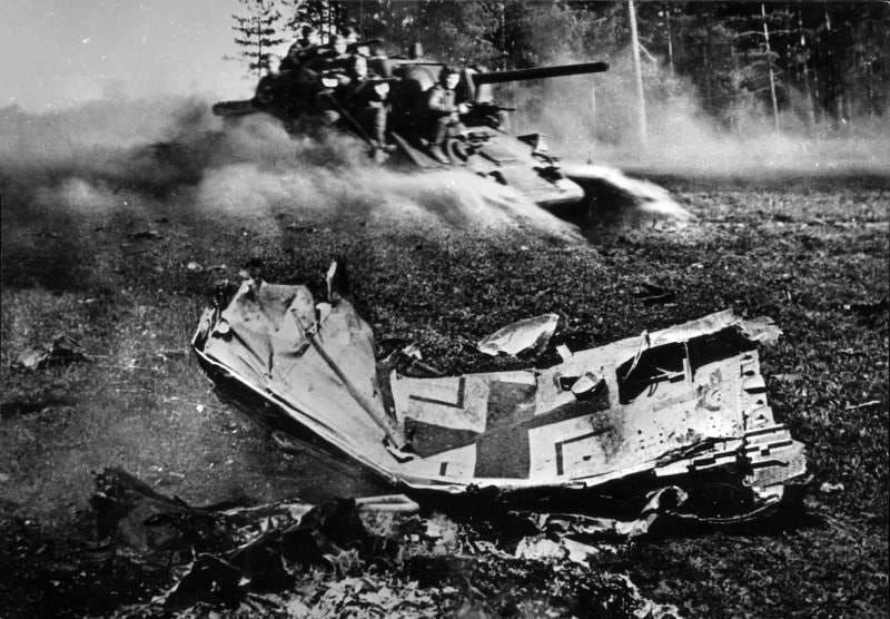 Red Army under pressure to attack - by Martin Cherrett