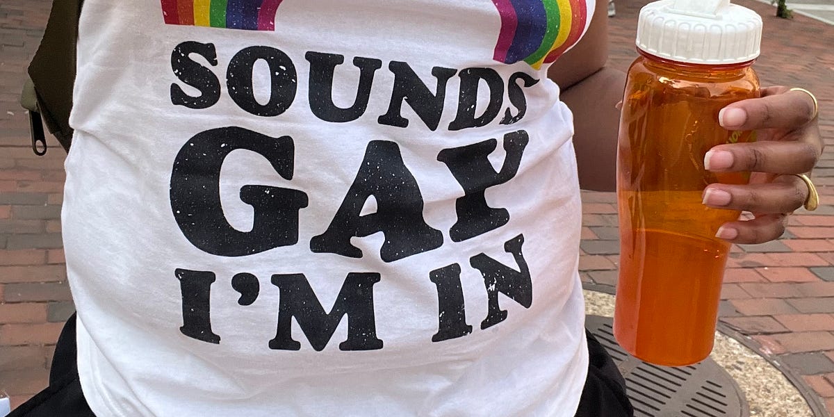 A fune, gay stuff, and a lil' about me - by Danielle René