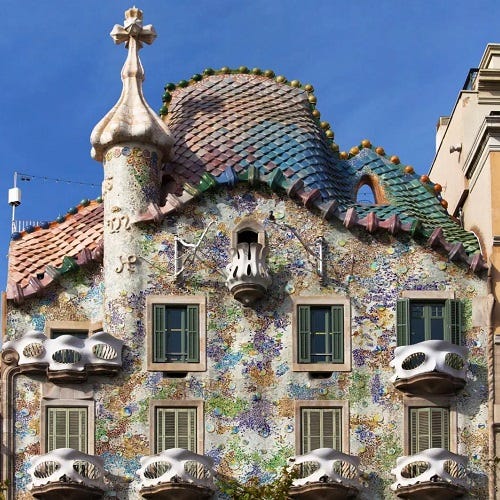 The Living Philosophy of Antoni Gaudí: Nature, Faith, and the Art of ...