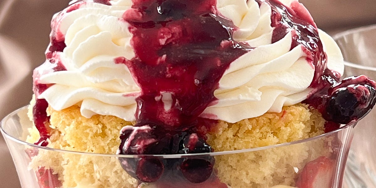 Fraisier fácil - by Otavia Sommavilla - Fazendo um doce