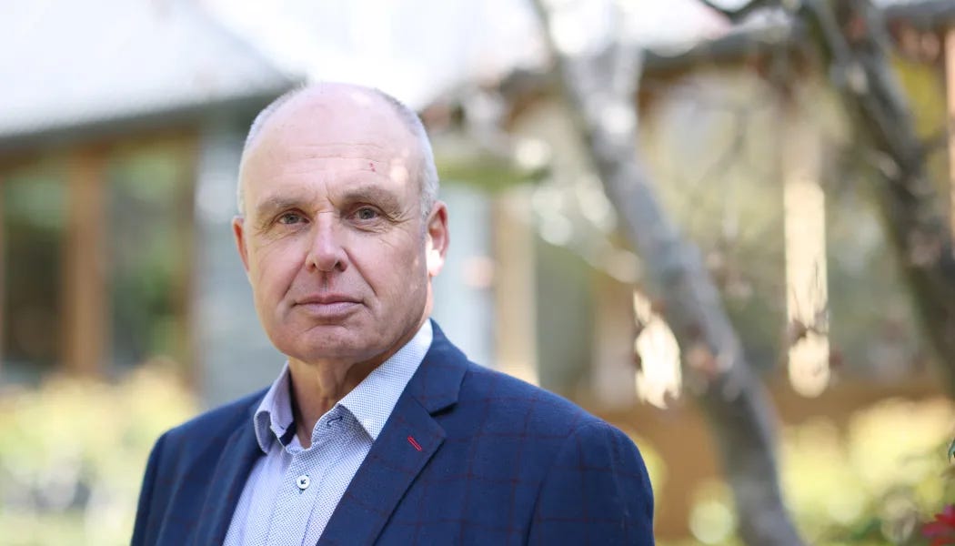 World-renowned surgeon commits to Southern Charity Hospital