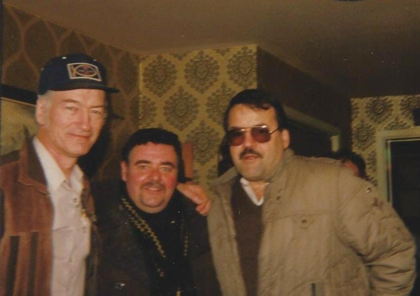 Roly and Gate Have Breakfast and a Jimmy Linegar story breaks out! Who ...