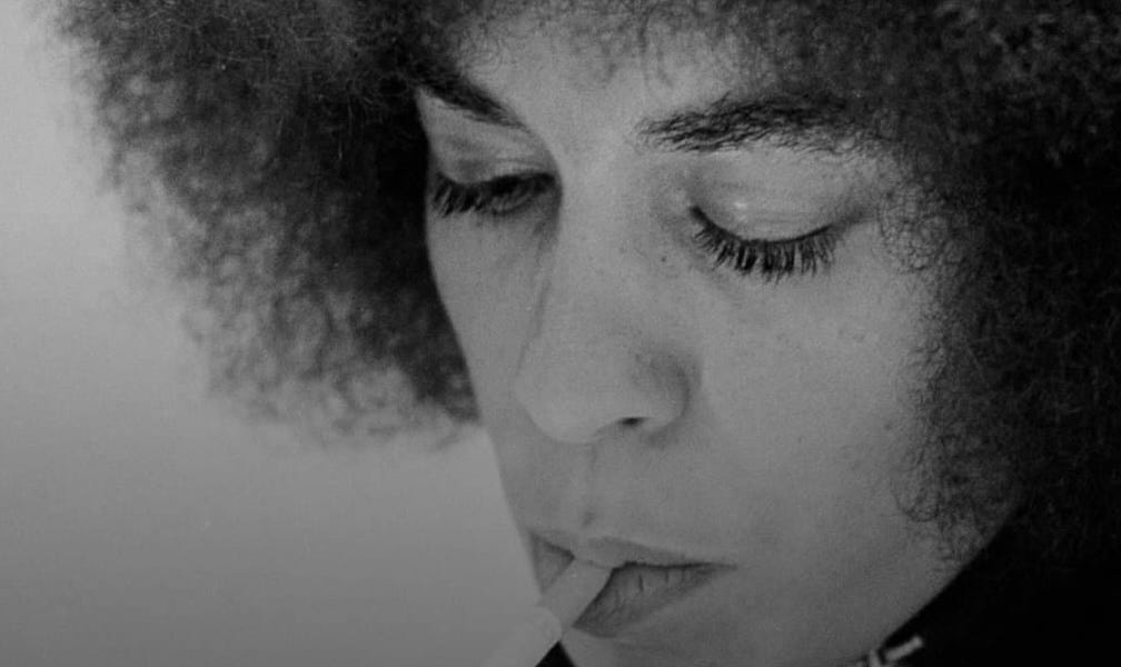 How to show up - by Lynnae Hill - Steady (as she goes)