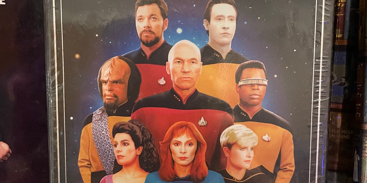 Star Trek: TNG Tarot Deck - by Steve Marbit - Good Morning