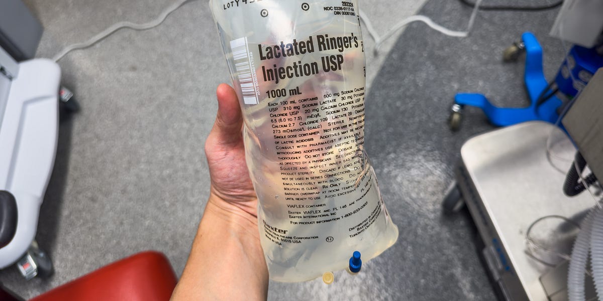 Balanced solutions: better than saline, but which balanced solution?