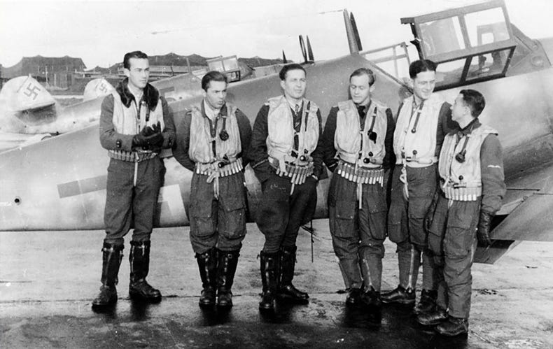 Luftwaffe Fighter Units 1939-45 - by Thomas M Gregg