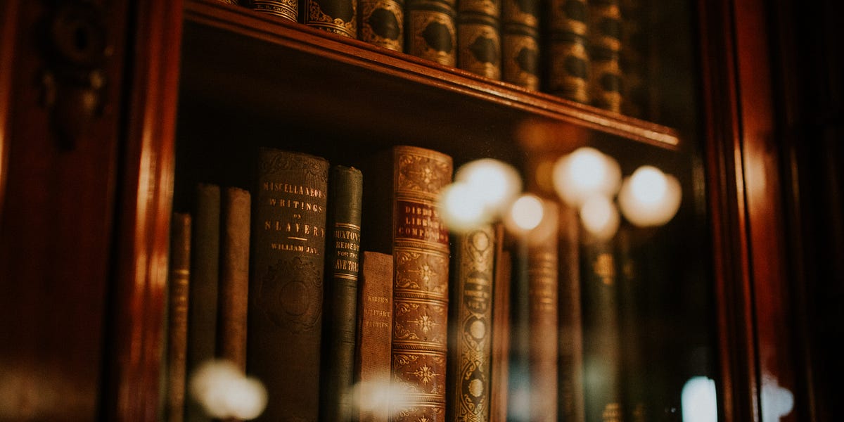 When should lawyers italicize Latin phrases?