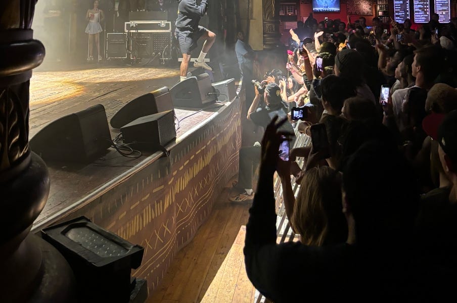 Isaiah Rashad Cilvia Demo 10th Anniversary Tour: Concert Review ...